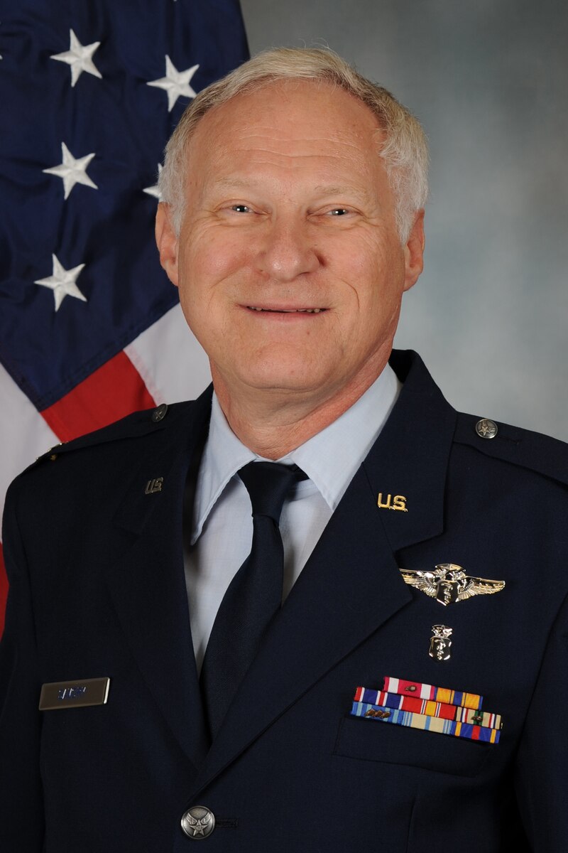 Colonel Robert L. Savory: Hard Act to Follow > Barksdale Air Force Base ...