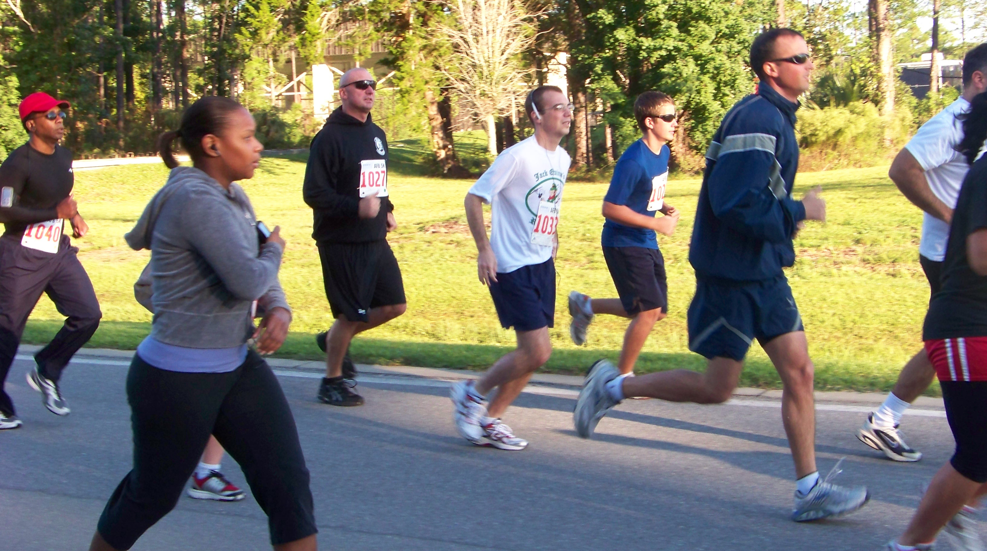 Hurlburt community races at Commando 5k run > Air Force Special ...