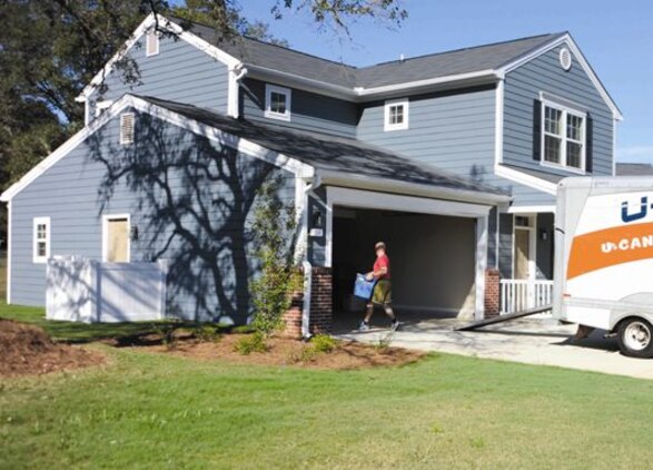 Marines move into new housing units > Marine Corps Logistics Base ...