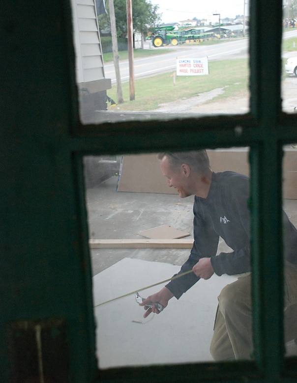 'Haunted Crack House' shows scary dangers of drug use > Scott Air Force ...