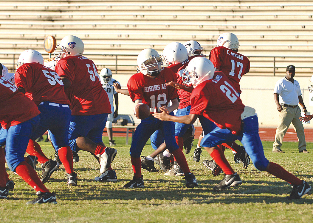 Robins youth team wins football championship > Robins Air Force Base ...