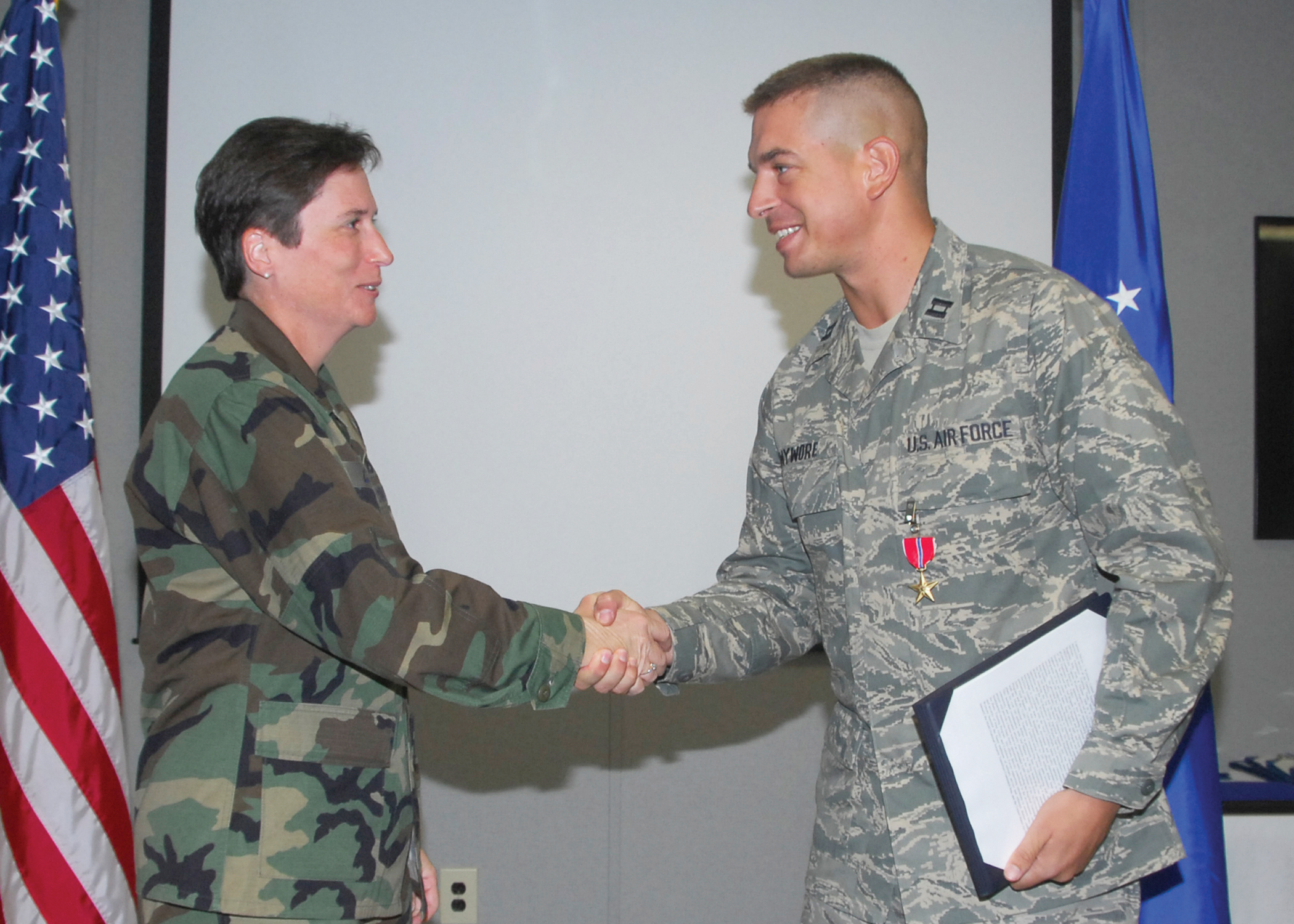 78th LRS officer steps into new role, earns Bronze Star Medal > Robins ...