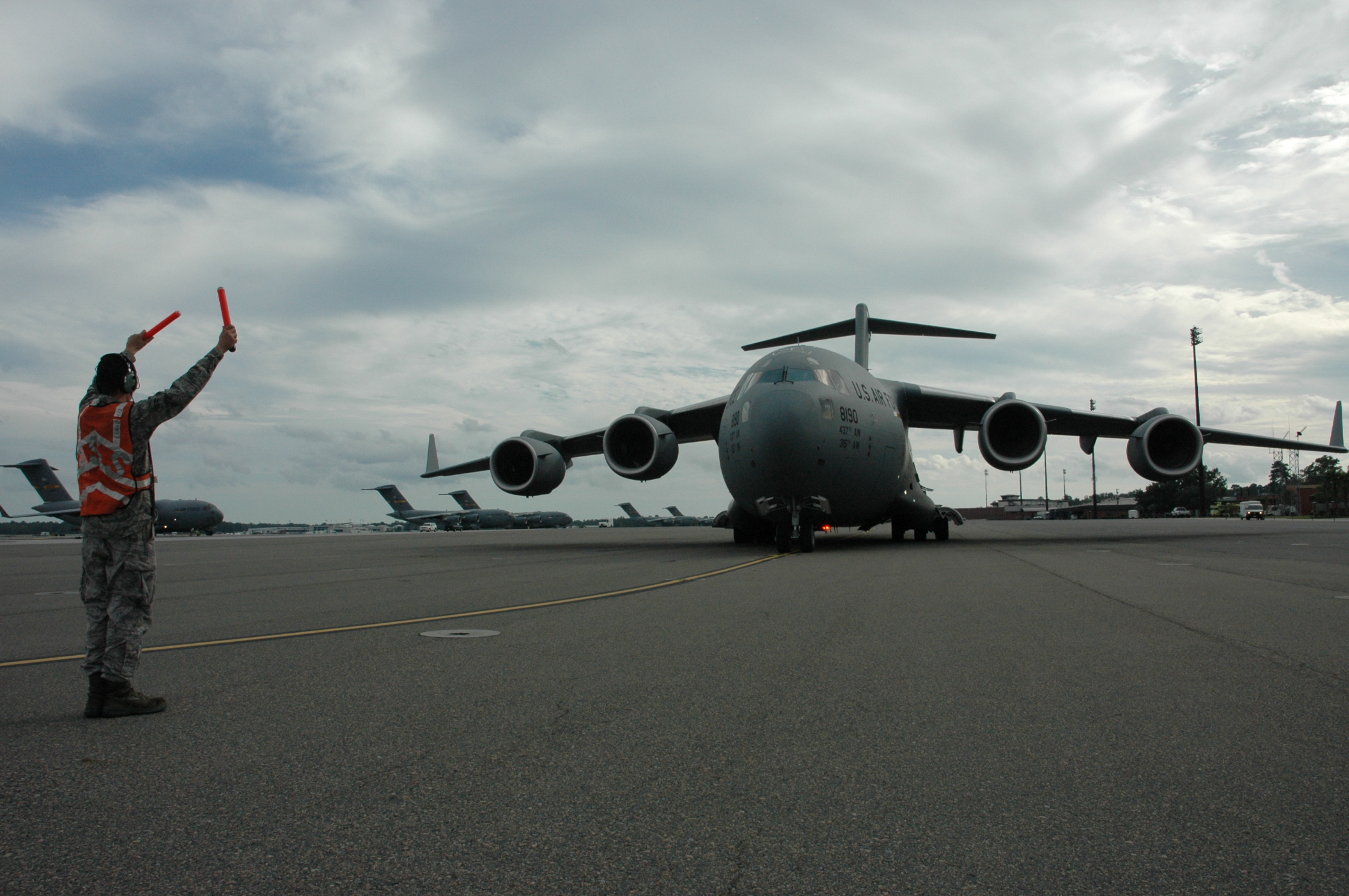 Charleston receives newest C-17 from AFRC commander > Air Force Reserve ...