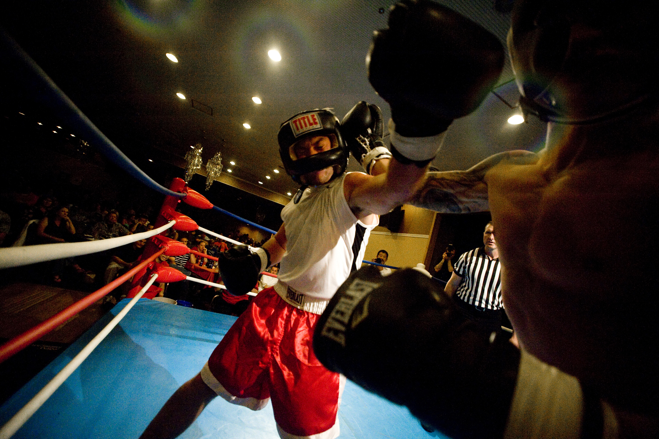 Leather flies at Misawa’s fight night > Misawa Air Base > Article Display