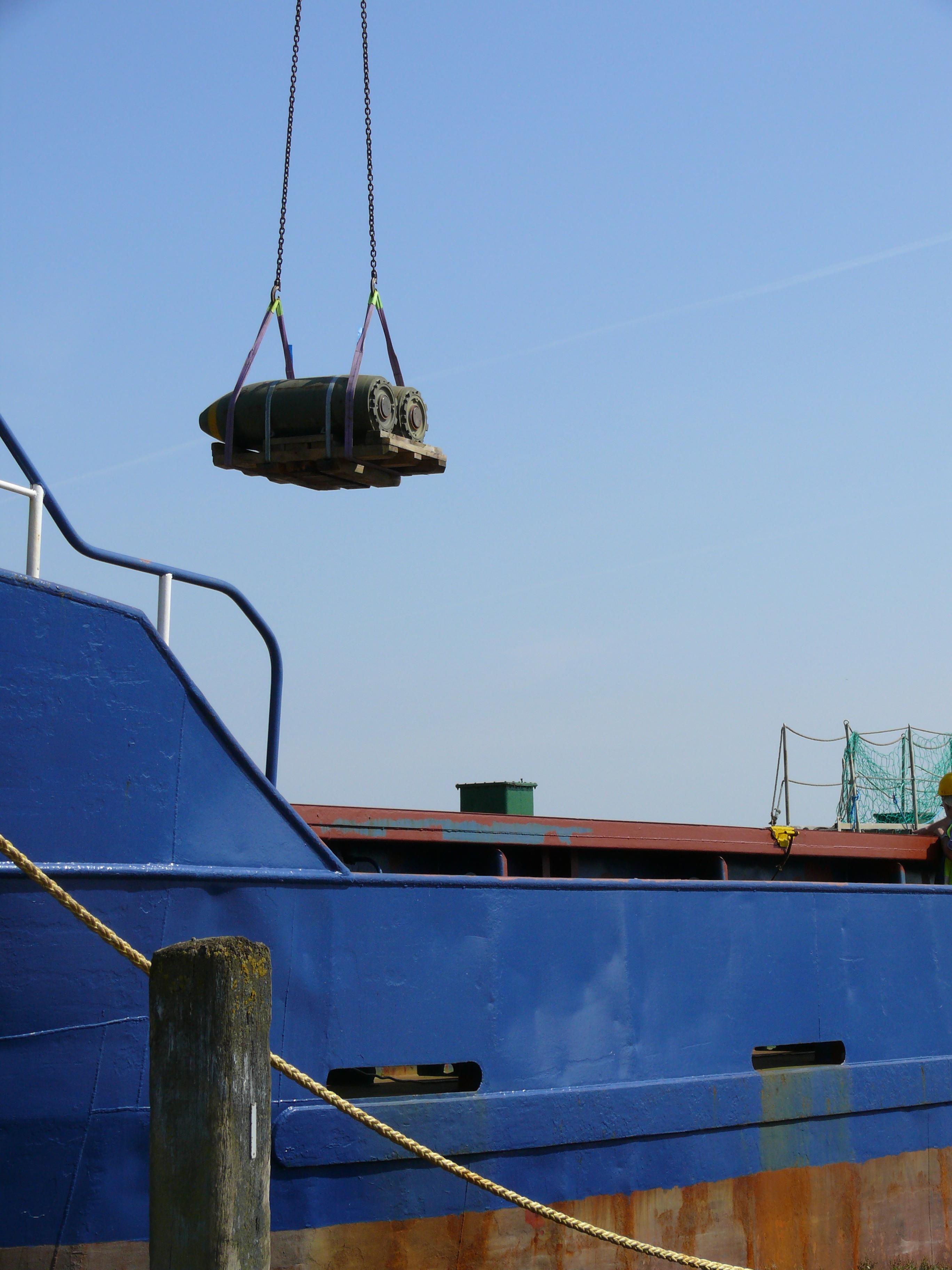 An end of an era - M117 bombs depart RAF Welford > 501st Combat Support ...