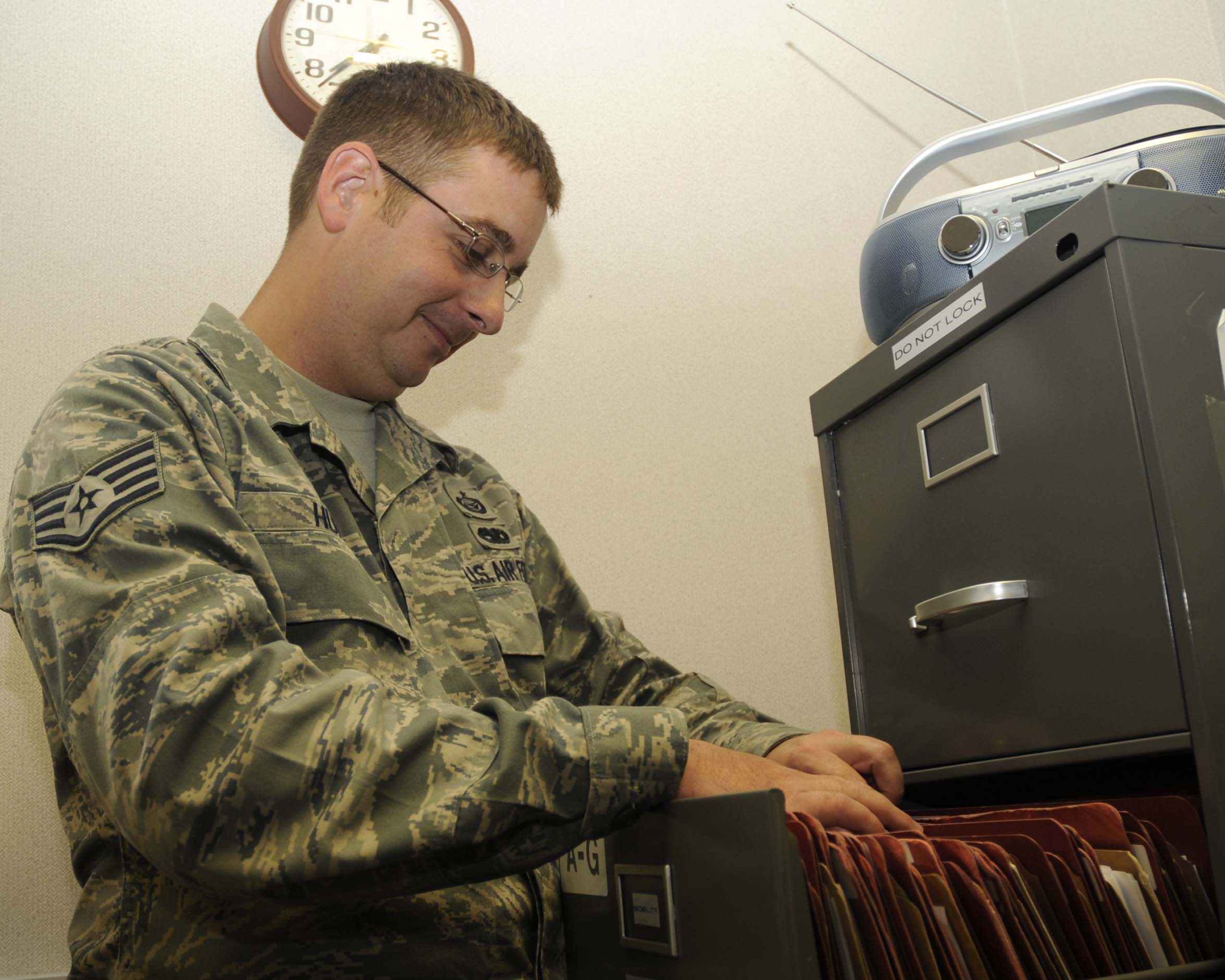 Unit training manager practices 'Service Before Self' > Royal Air Force ...