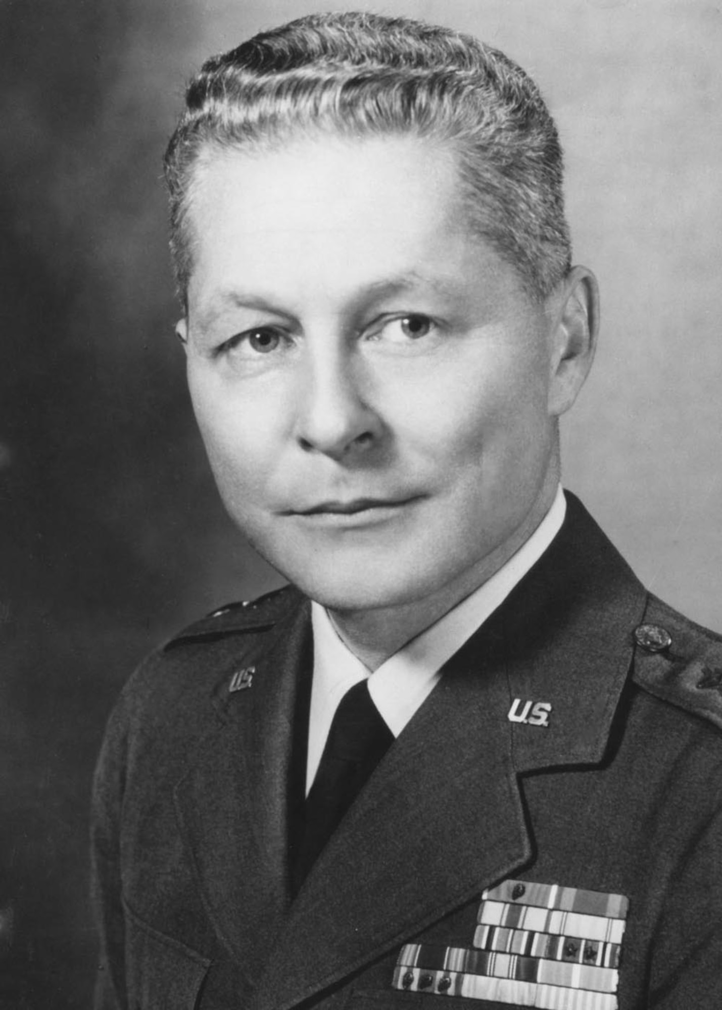 LIEUTENANT GENERAL ROBERT JOSEPH FRIEDMAN > Air Force > Biography Display
