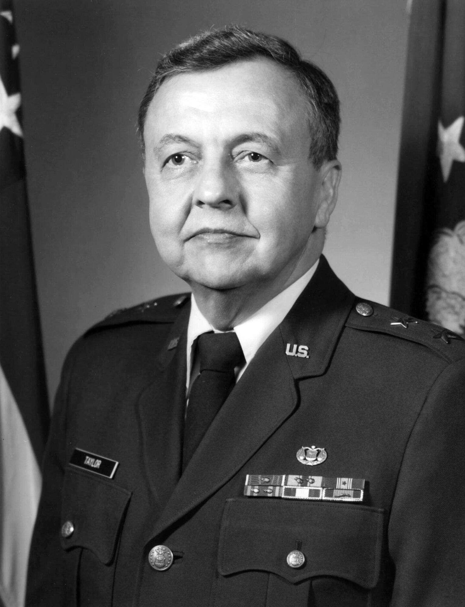MAJOR GENERAL JAMES TAYLOR JR > Air Force > Biography Display