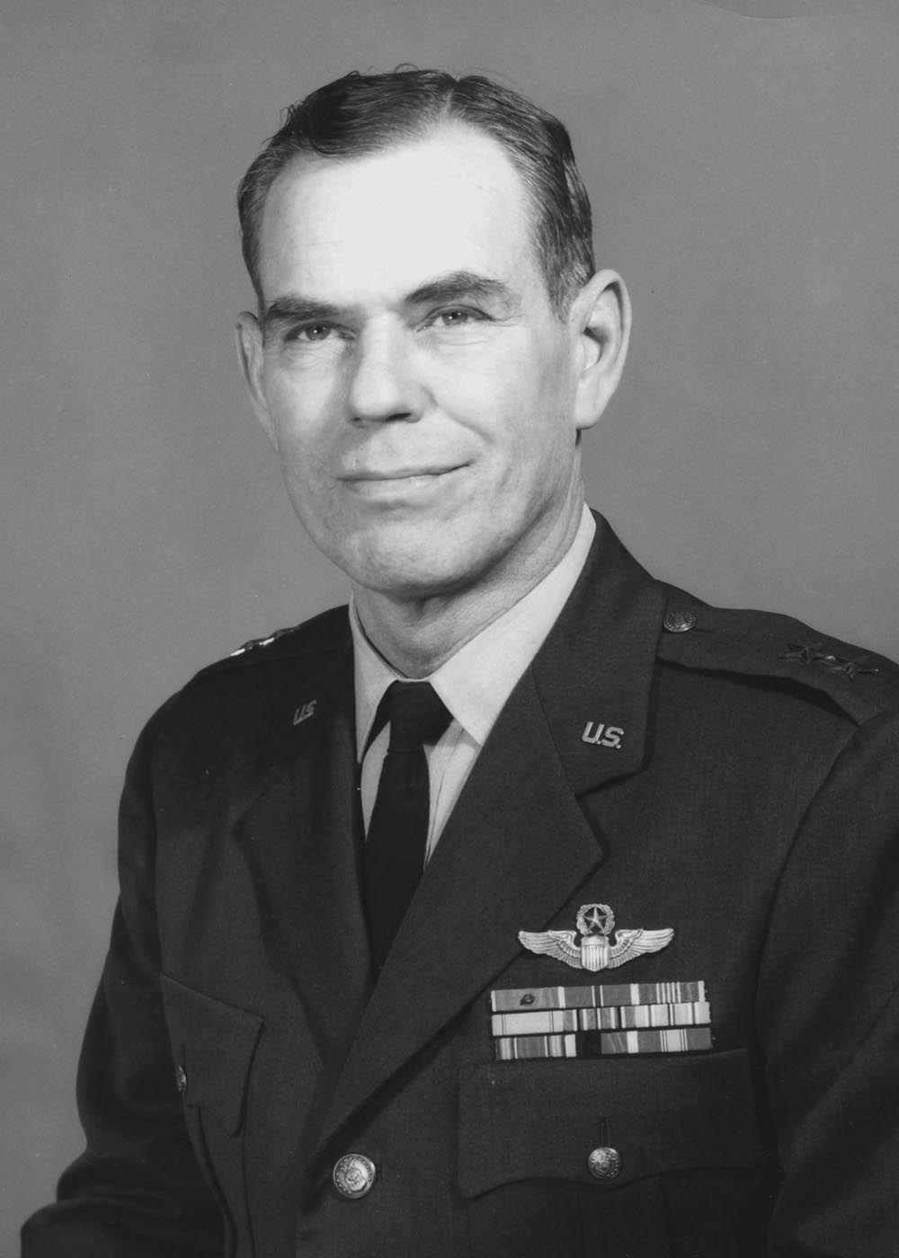 MAJOR GENERAL EDWARD WILLIS SUAREZ > Air Force > Biography Display