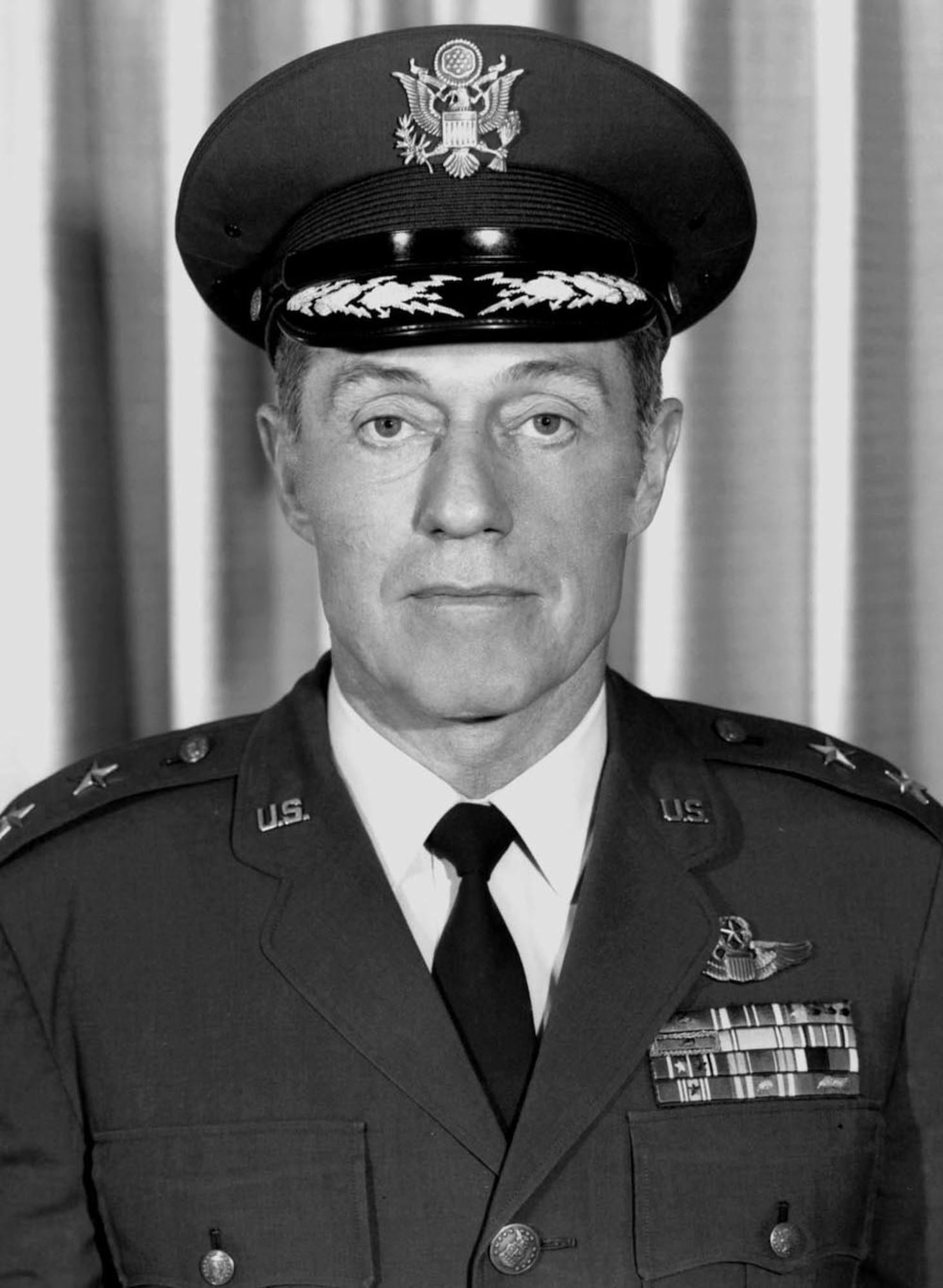 MAJOR GENERAL RICHARD R. STEWART > Air Force > Biography Display
