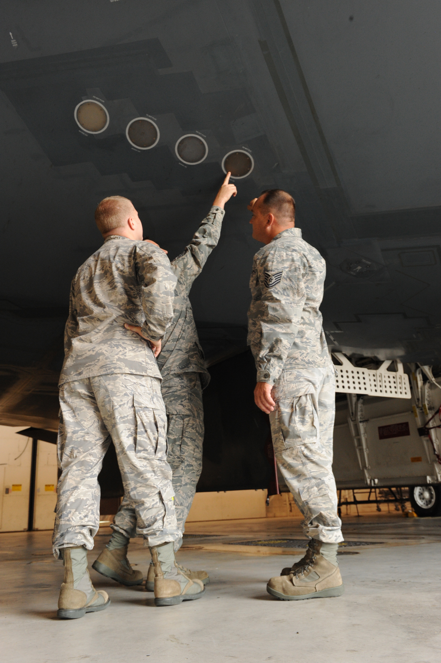 RE Flight upgrades B-2 Spirit