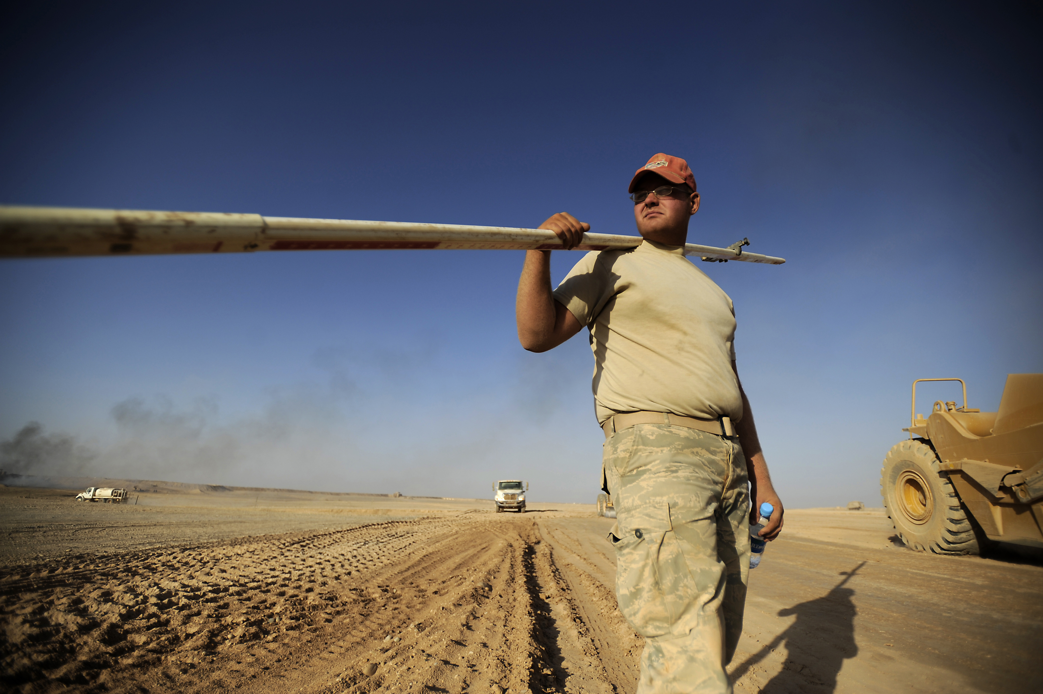 Dirt Boyz: Red Horse Airmen build base up amid desert conditions > U.S ...
