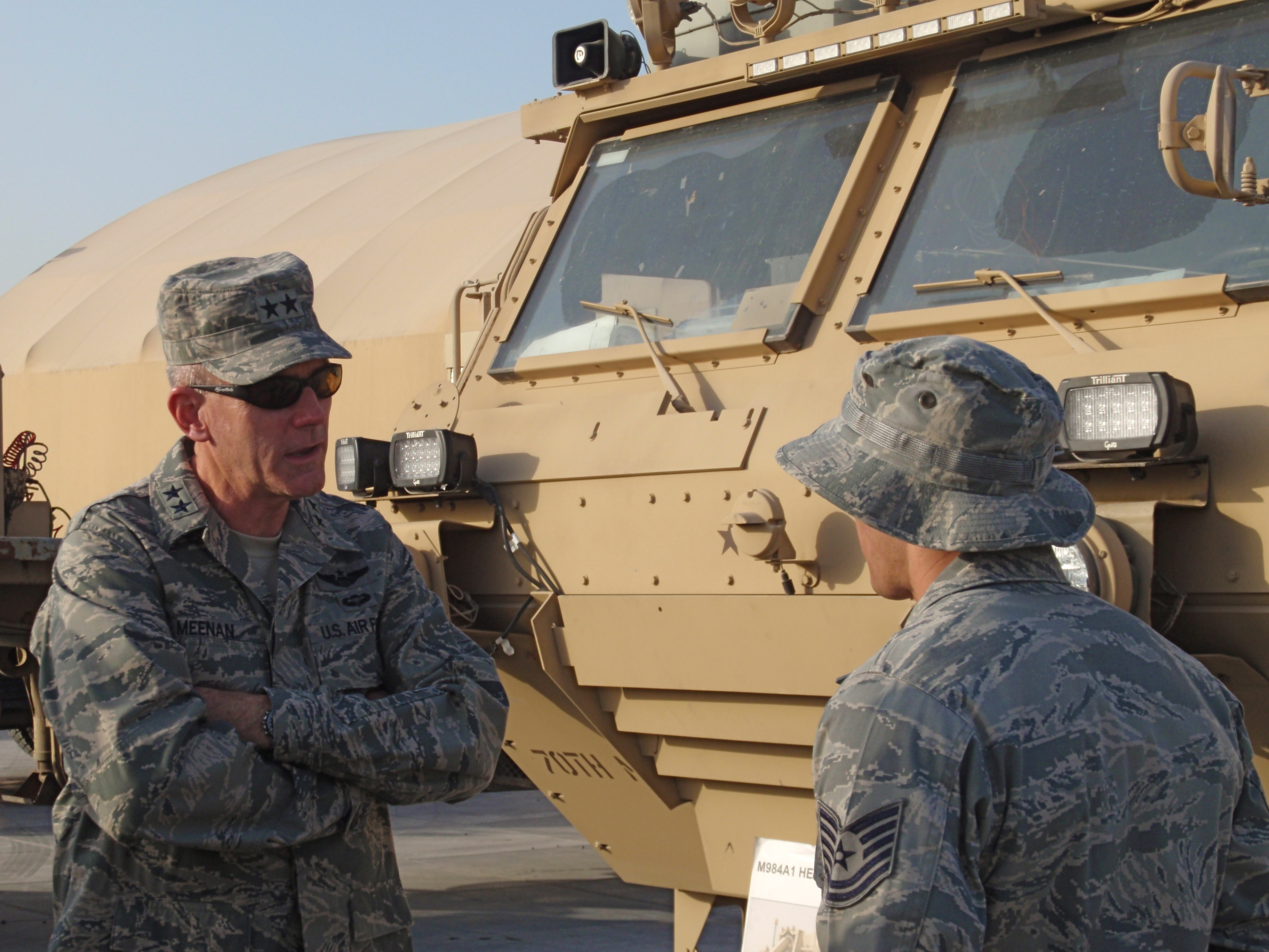 Centcom Deployment And Distribution Director Visits 586th Elrs Combat