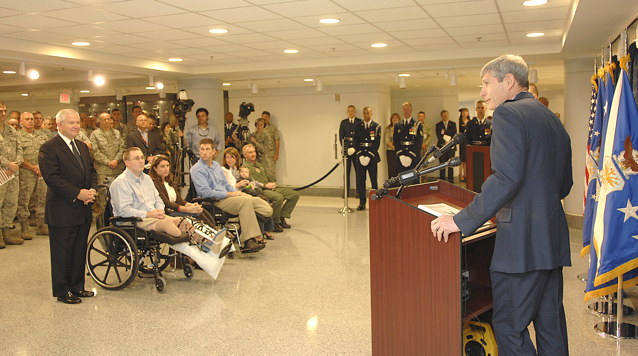 Heroes help dedicate Airman's Hall, pin newest battle streamers > U.S ...