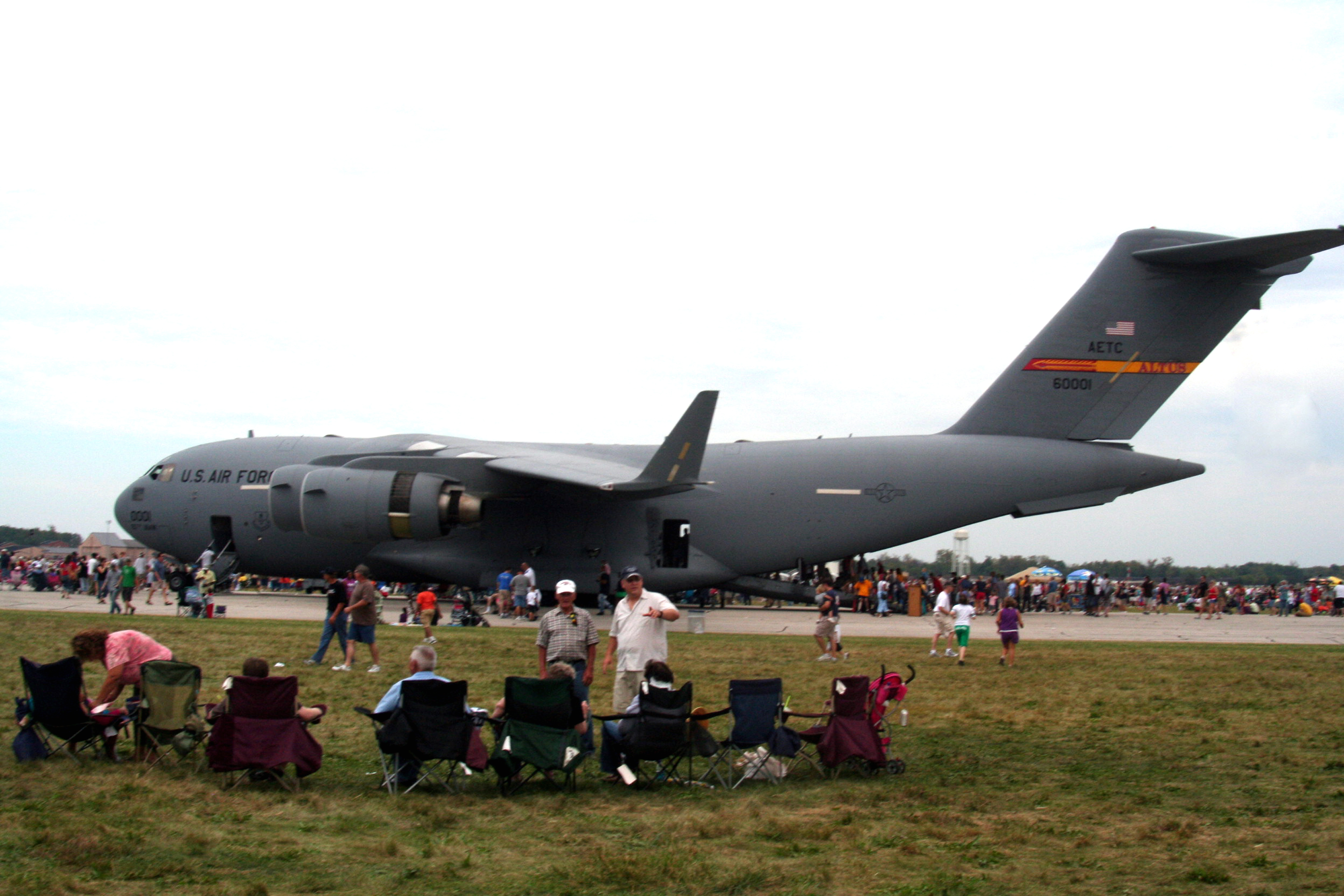 Photo essay: Air mobility at 2009 Scott Air Force Base Airshow > Air ...