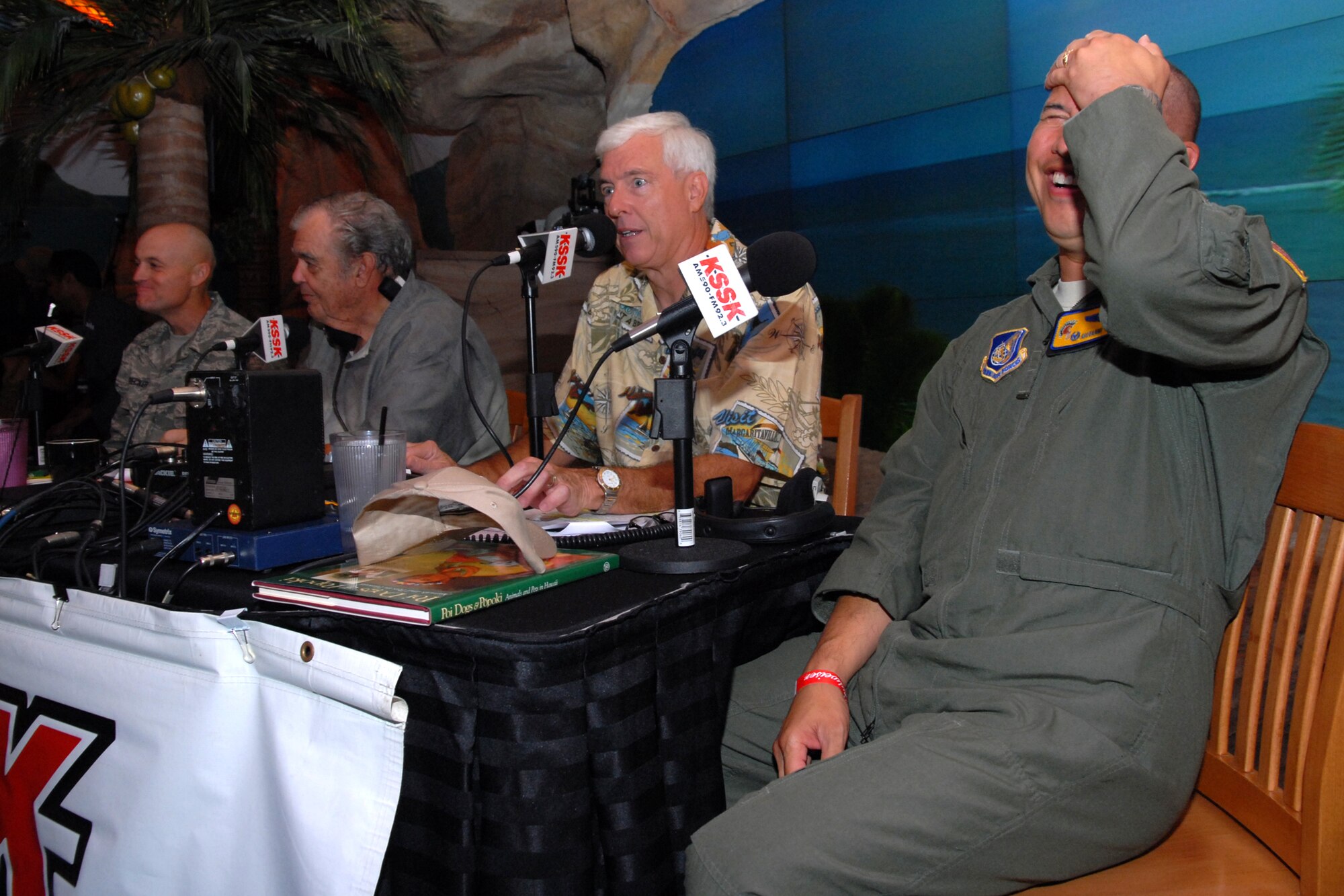 Wing commander, chief goes on the air > 15th Wing > Article Display