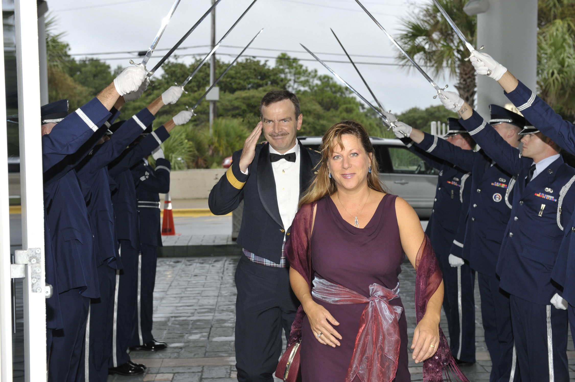 Canadian general bids 'au revoir' to Tyndall > CONR-1AF (AFNORTH ...