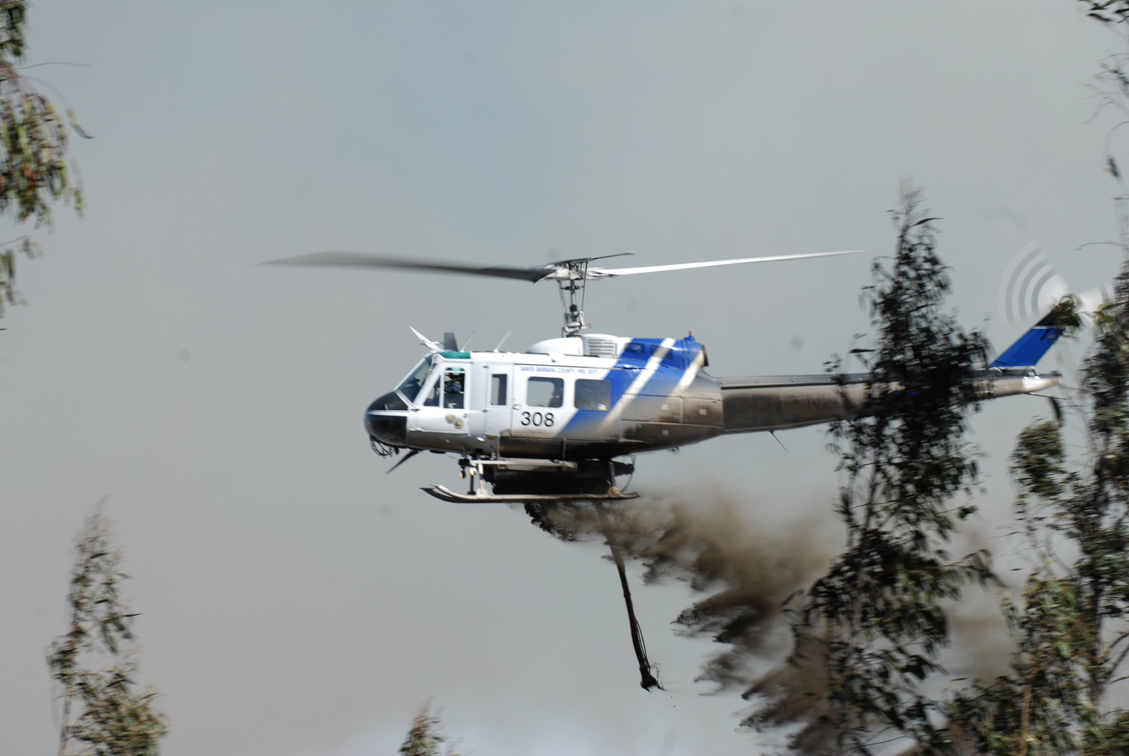 Vandenberg officials battle fire on base > Air Force > Article Display