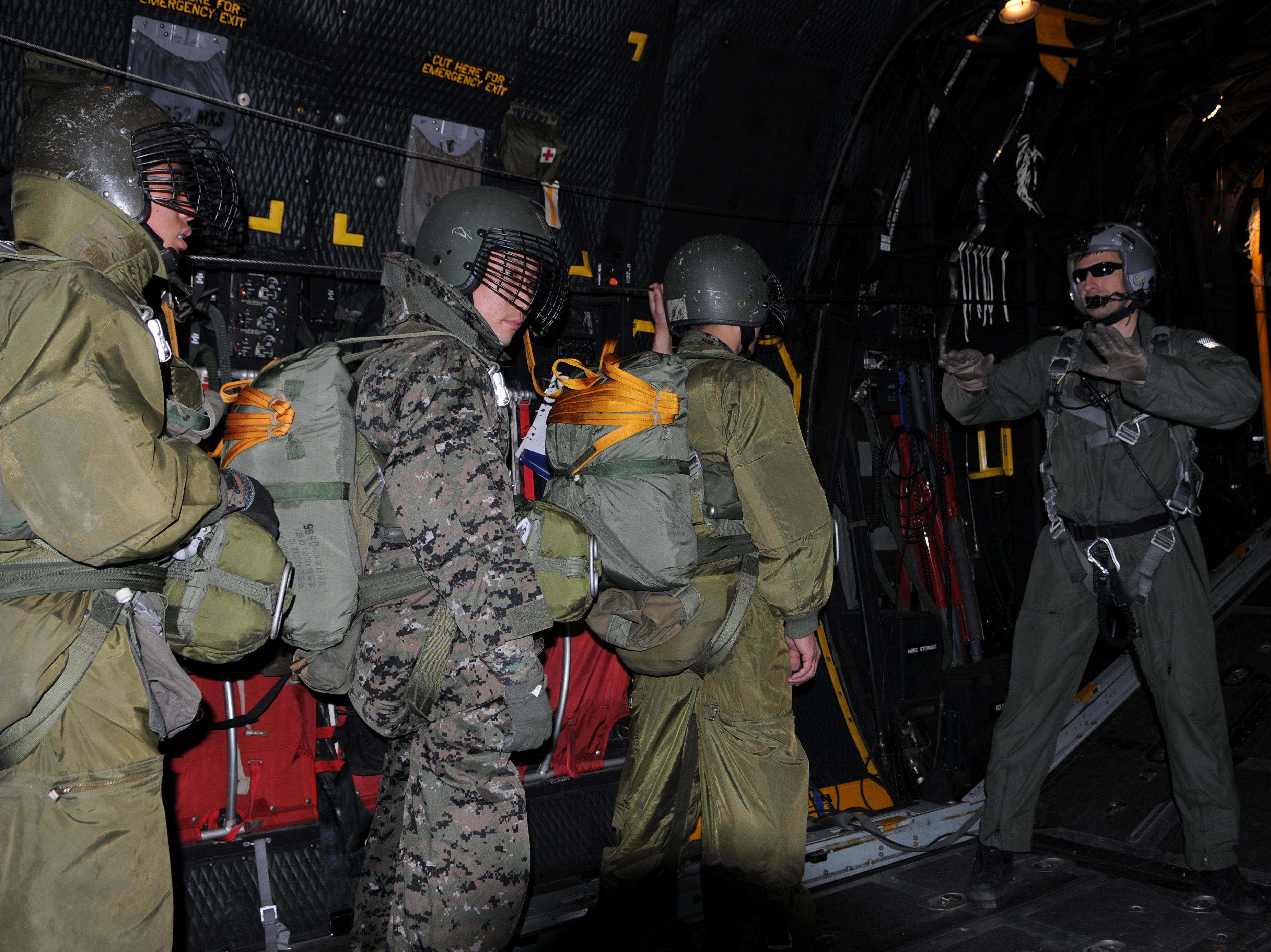 SOG supports US, ROK friendship drop > Air Force Special Operations ...