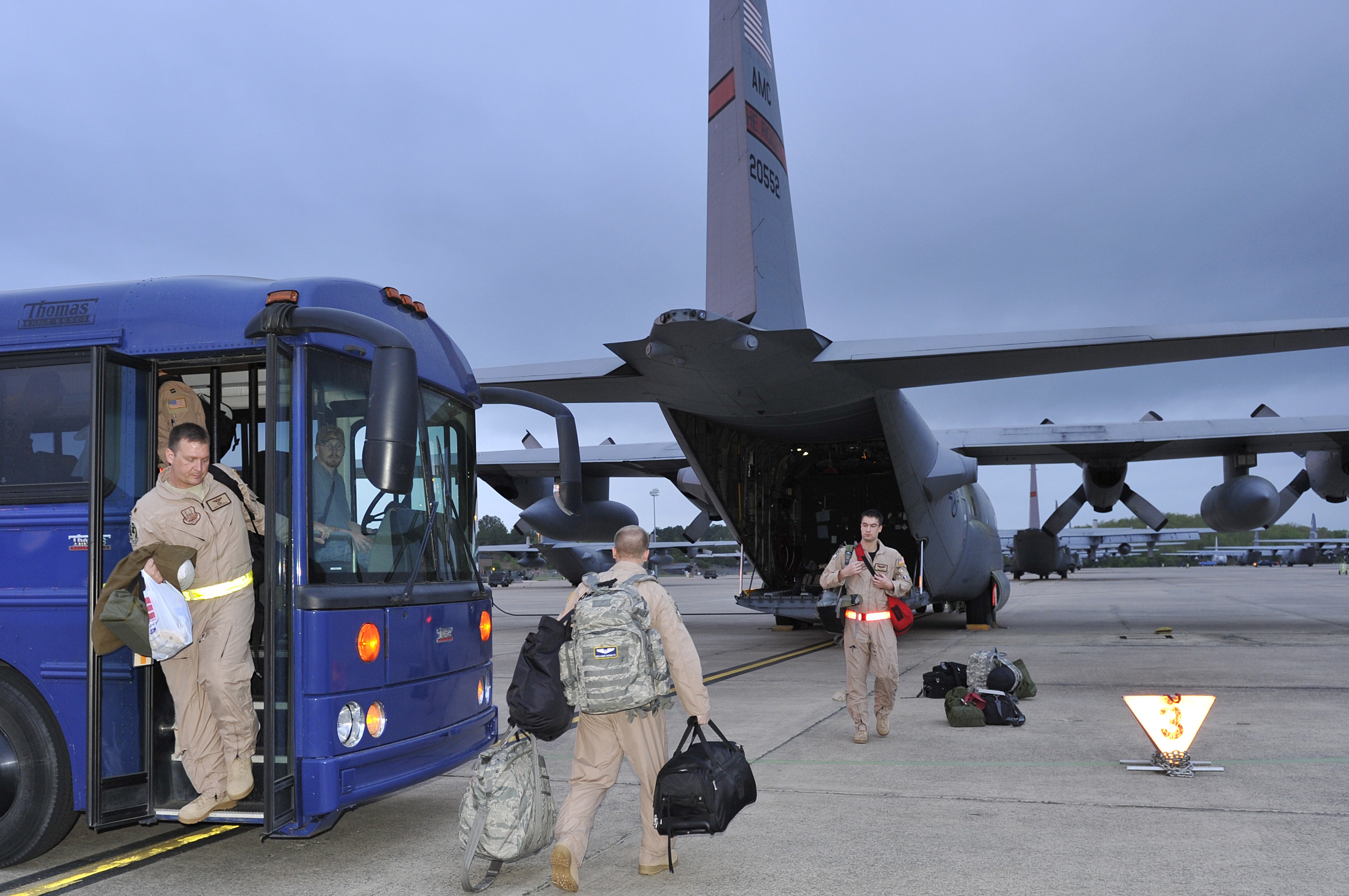 50th Airlift Squadron members deploys > Little Rock Air Force Base ...