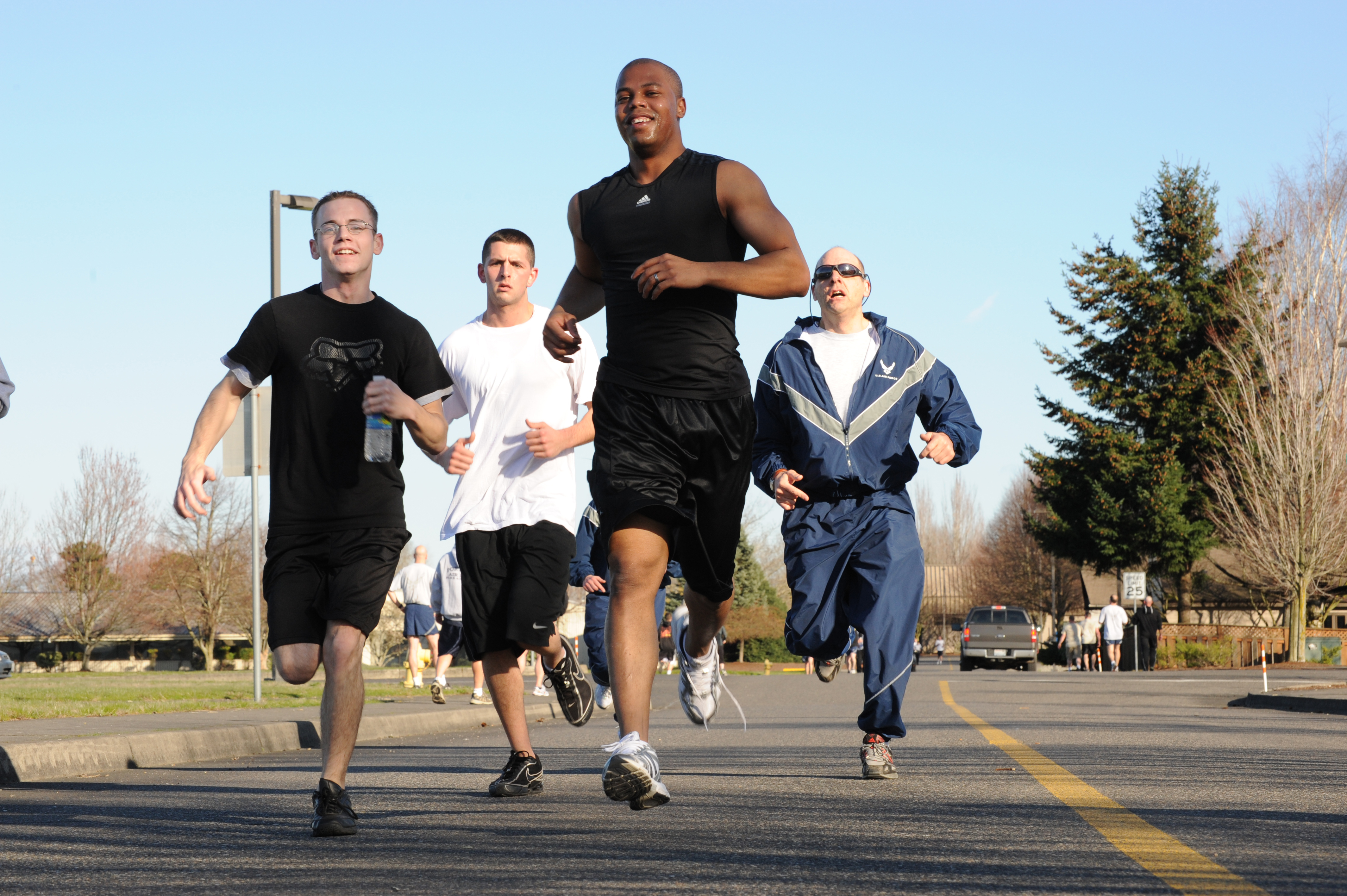 Fun Run prepares members for re-vamped fitness standards > 142nd Wing ...