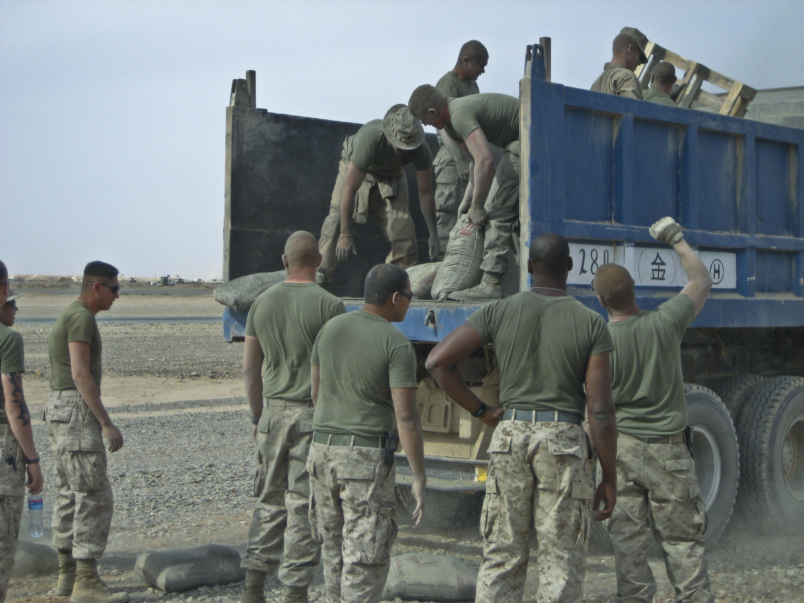 MWSS-274 Keeps Critical Base Operational > 3rd Marine Aircraft Wing > News