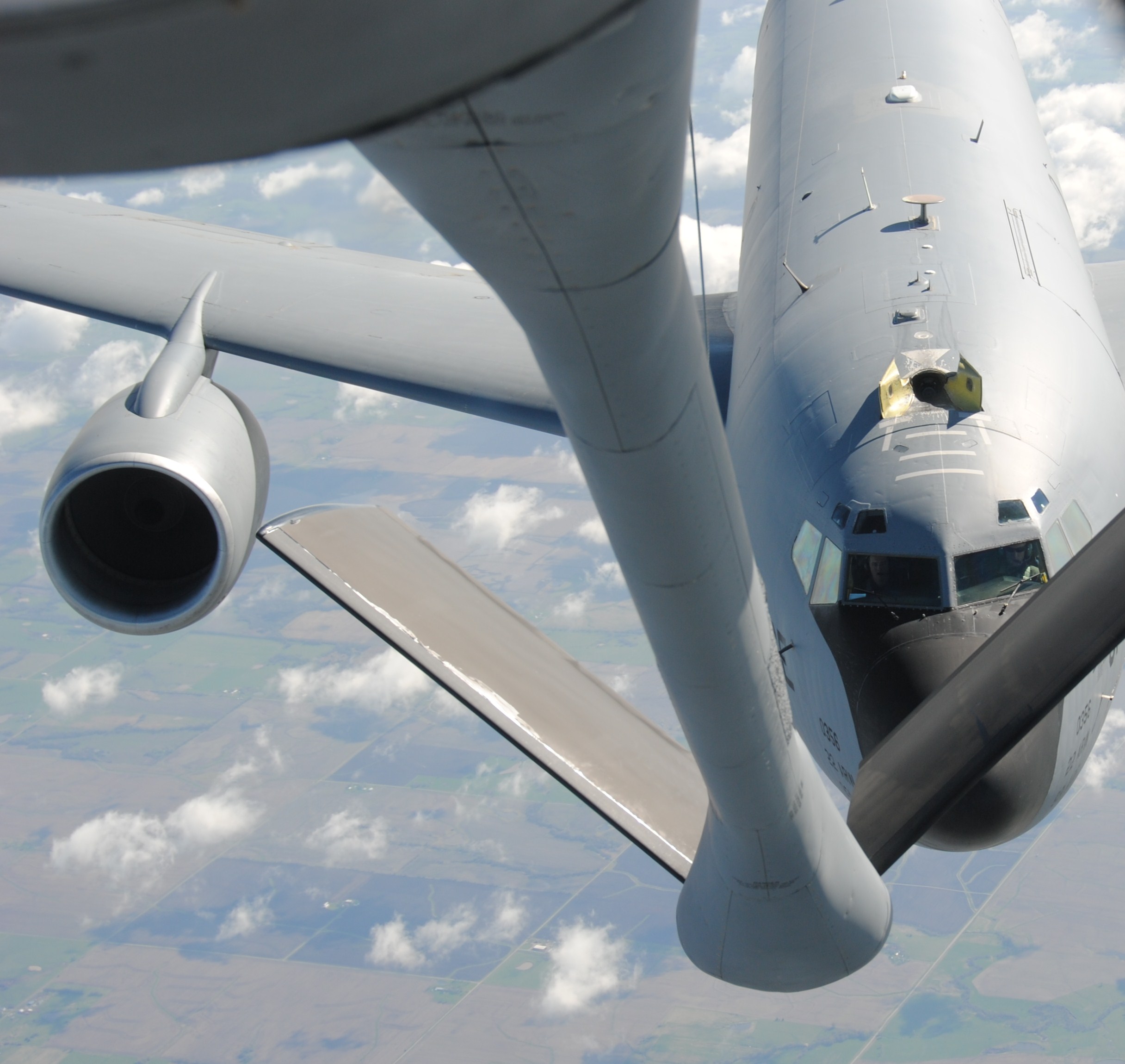 Vance students see operational AF aboard KC-135 > Vance Air Force Base ...