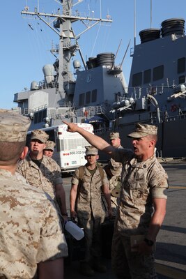 26th MEU trains aboard ship, builds rapport with sailors > 26th Marine ...