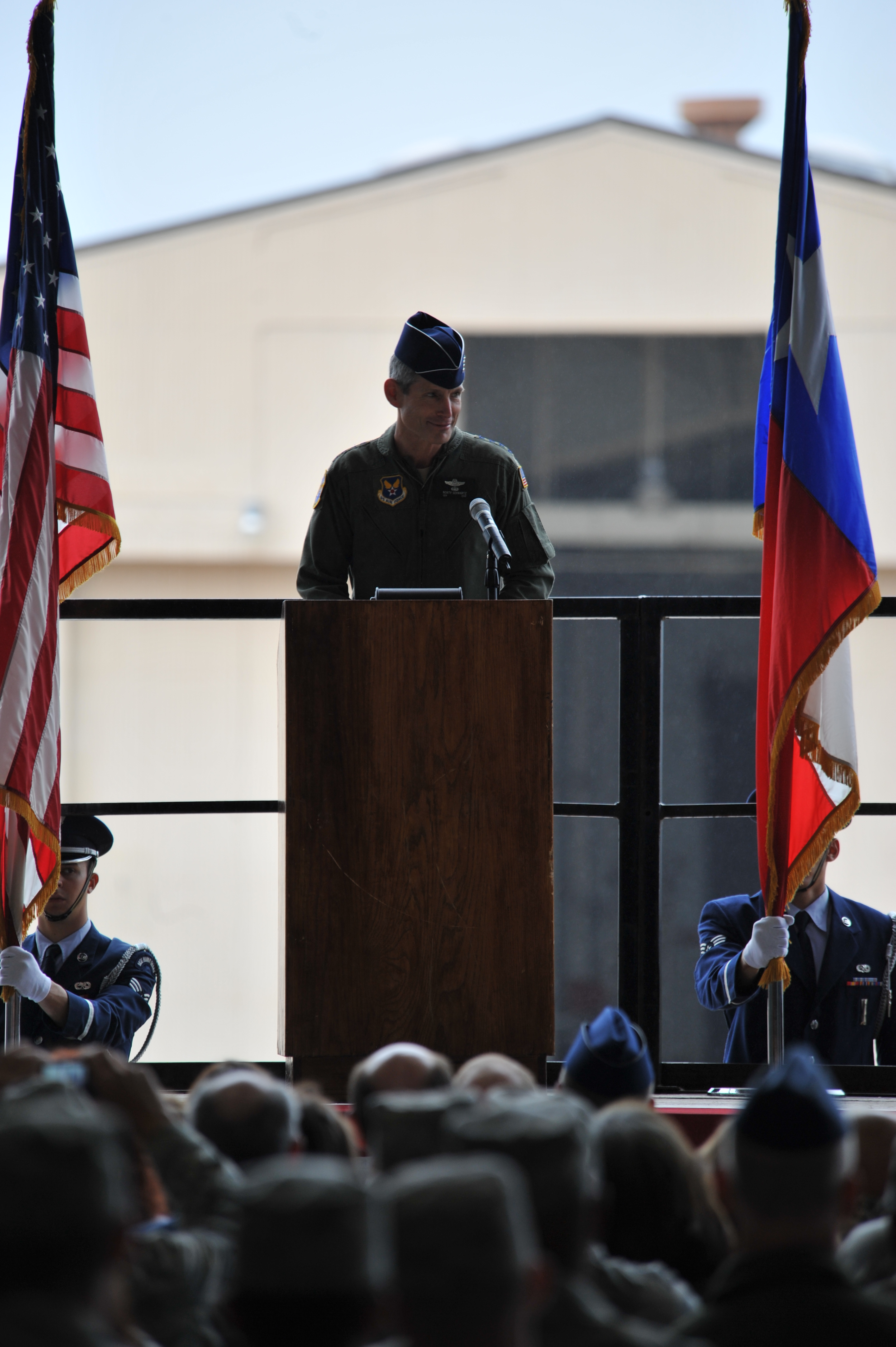 General Schwartz delivers first Super Herc to Dyess > Air Force ...