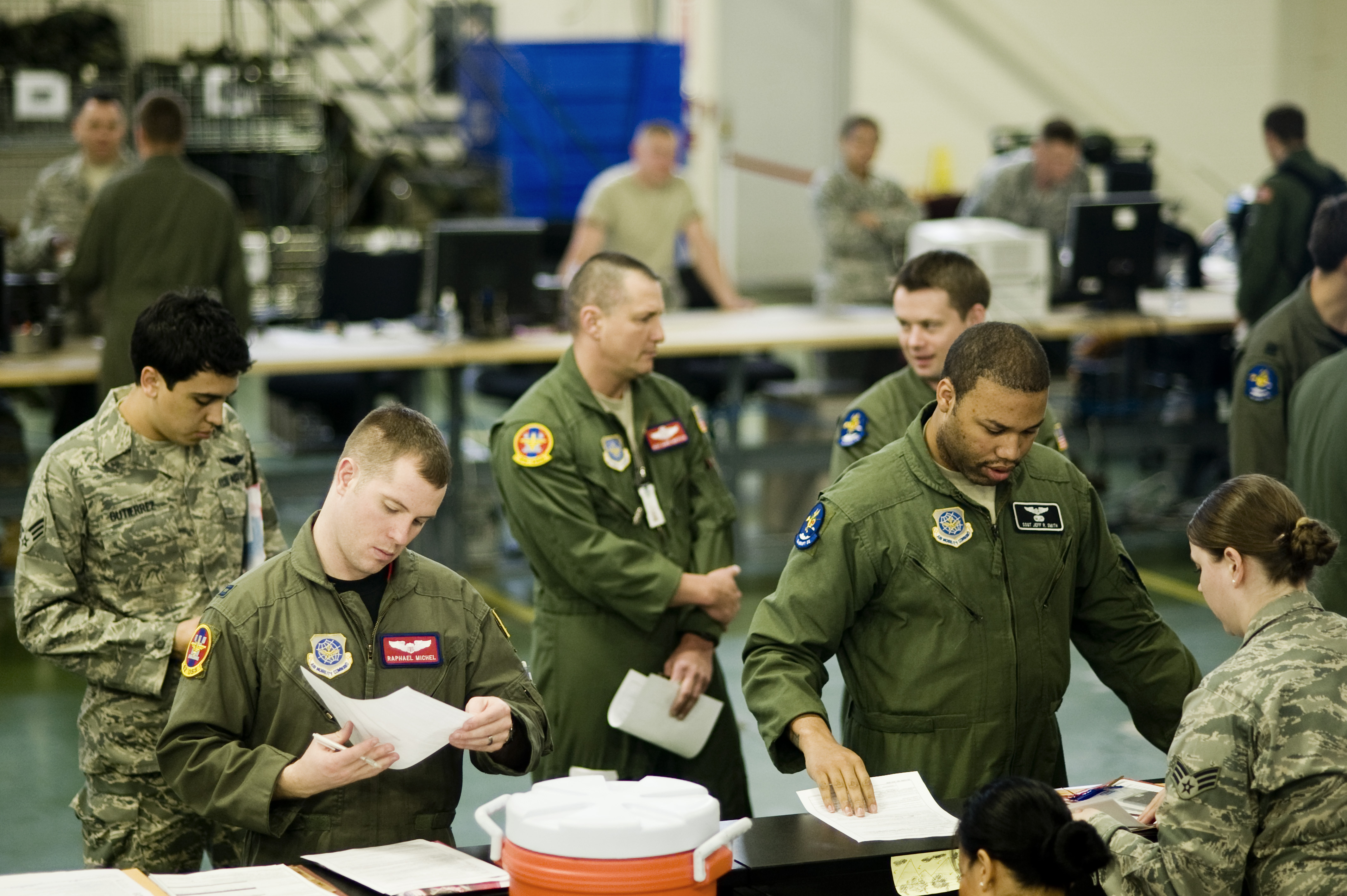 8th Airlift Squadron deploys to support warfighter > Team McChord ...