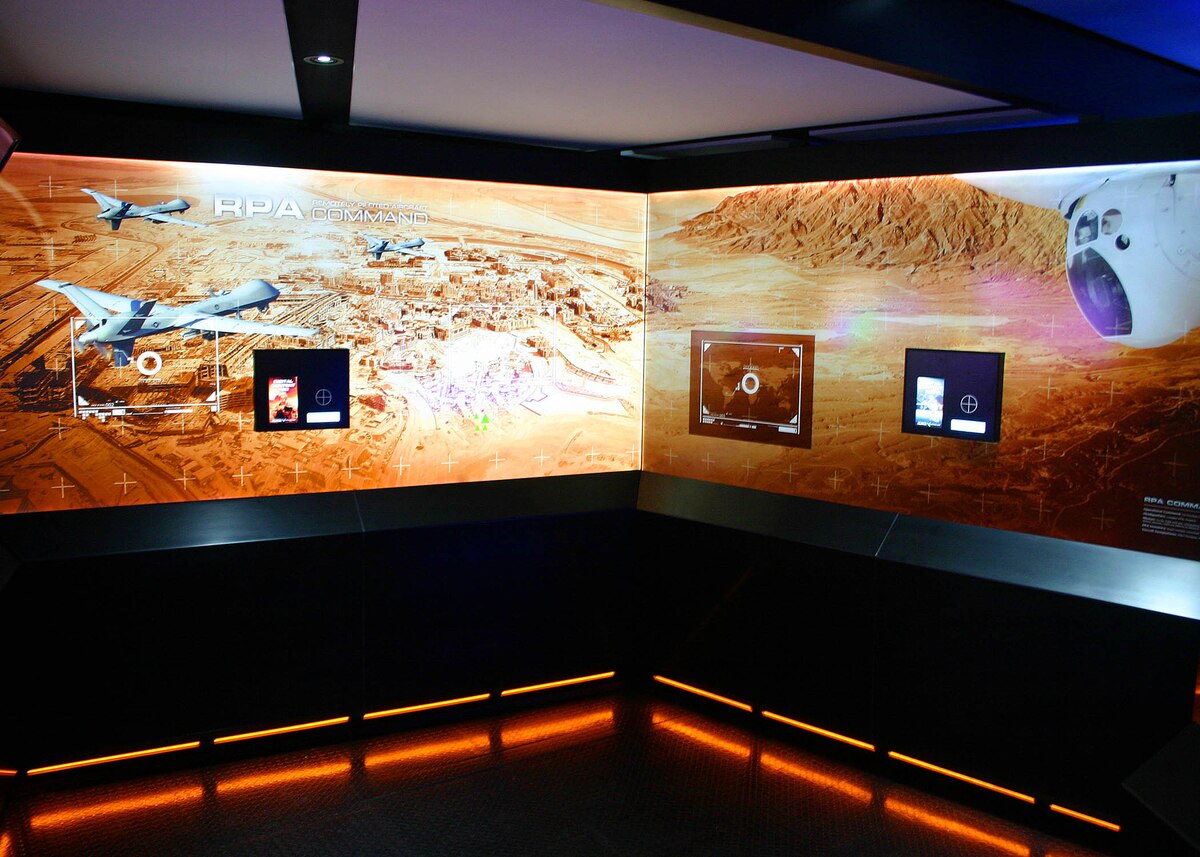 Air Force recruiters debut 'augmented reality' mobile tour > Air Force ...