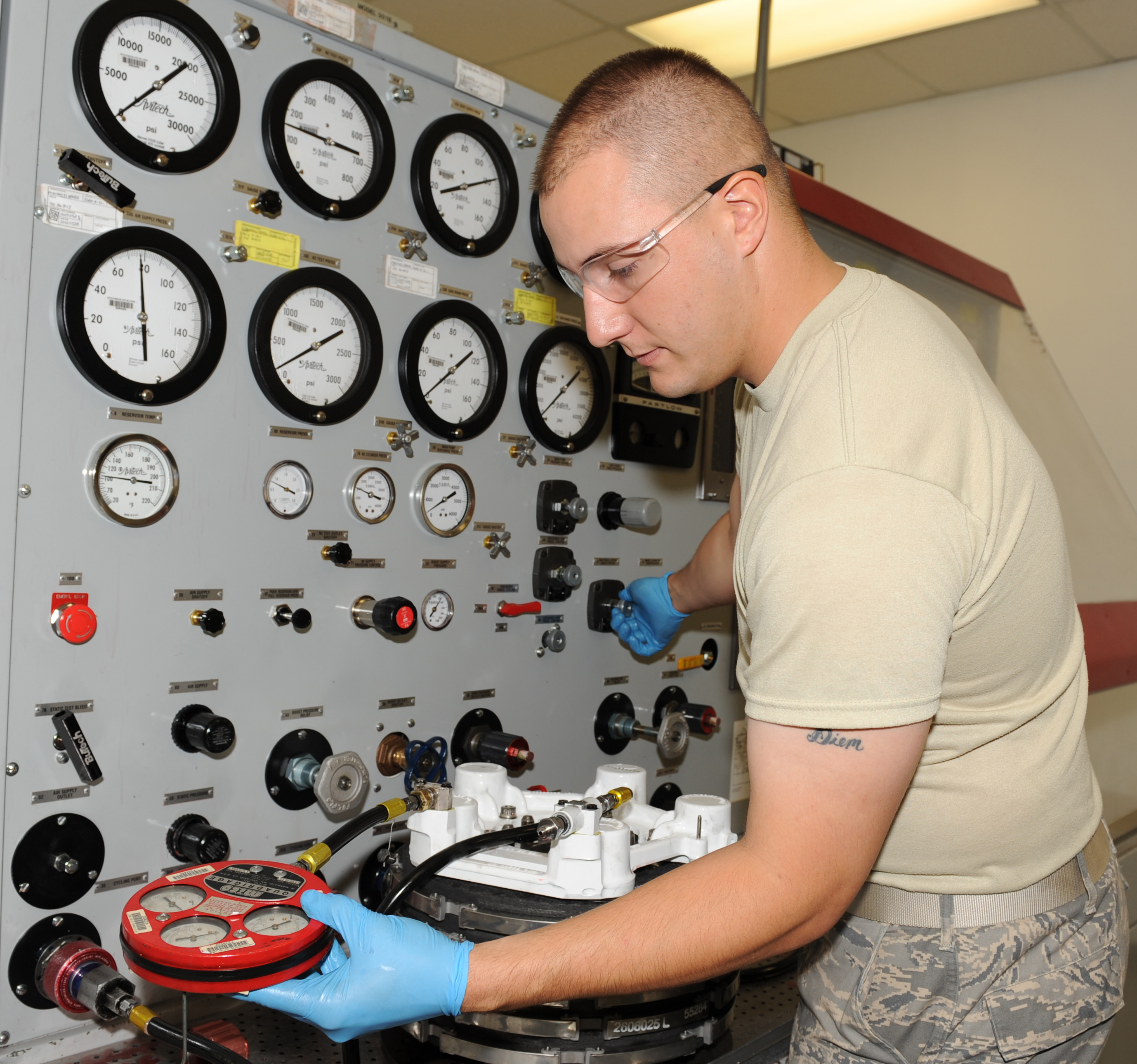 4th CMS accesory flight > Seymour Johnson Air Force Base > Article Display