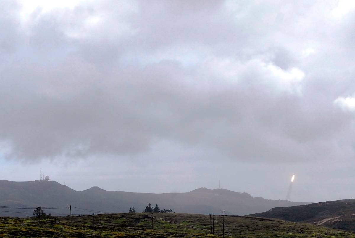 First Minotaur IV Lite launches from Vandenberg > Air Force > Article ...