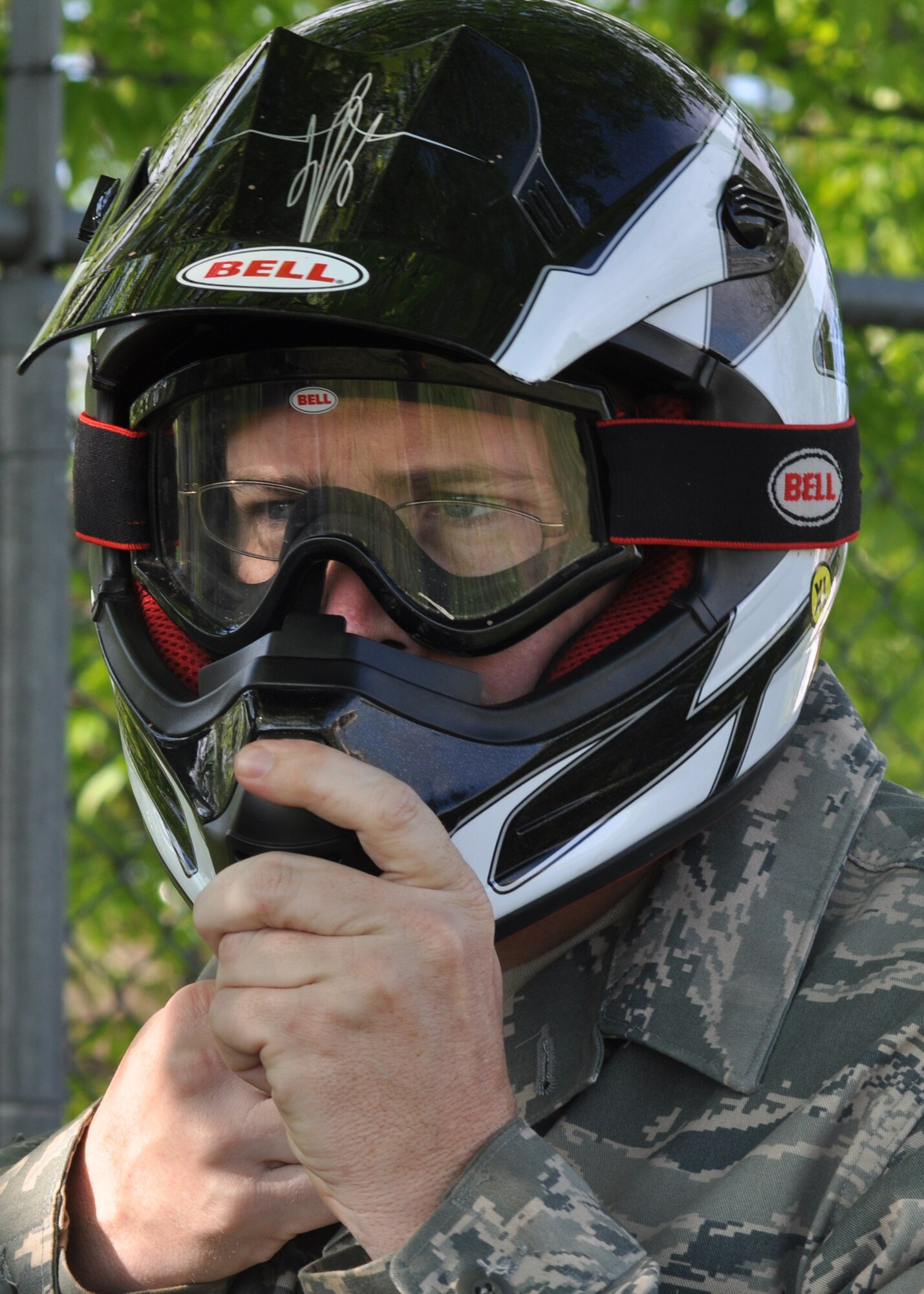 One Stop Shop: A look into the 917th one shop at a time > 307th Bomb ...