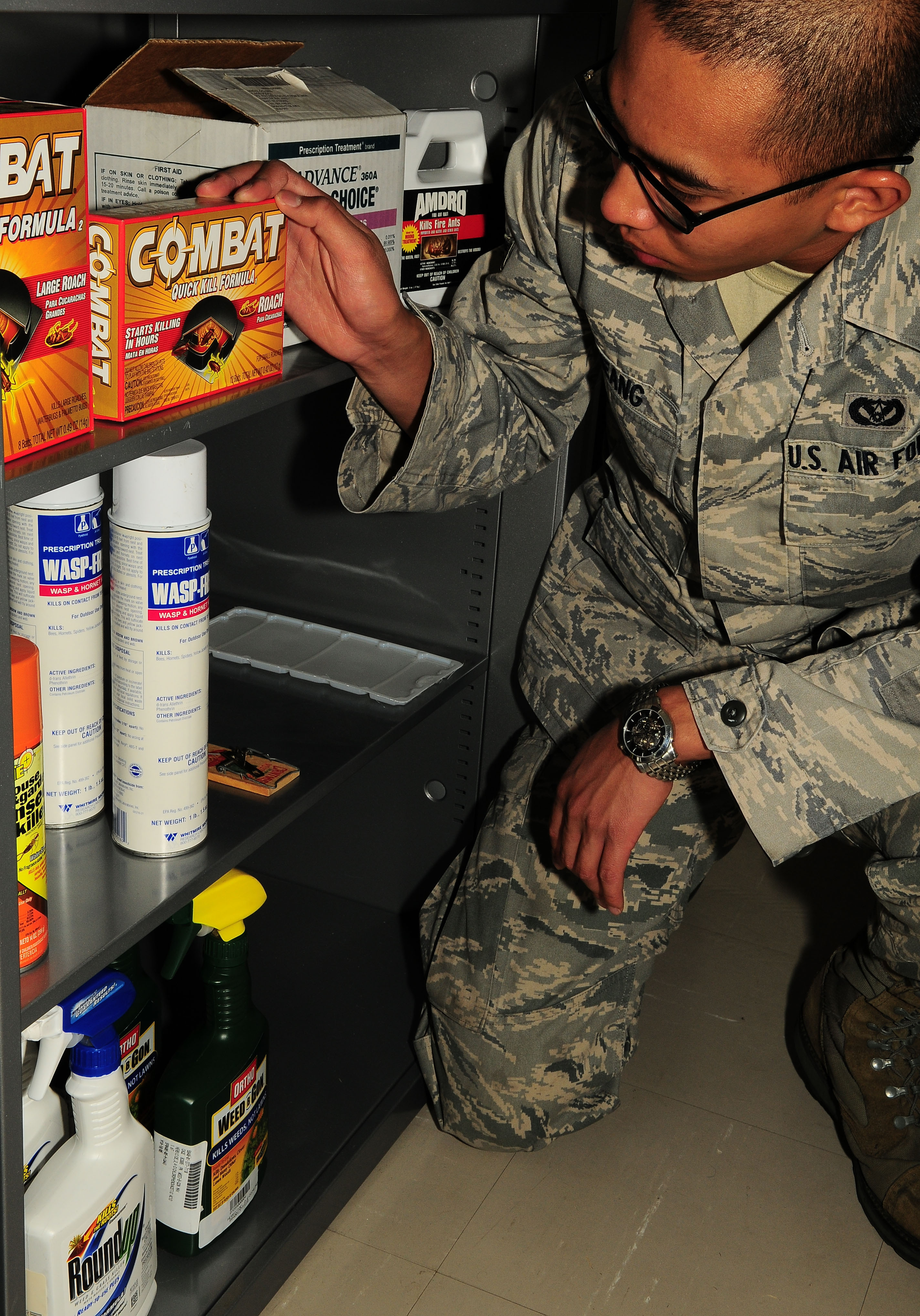 Pest Management Shop opens its doors to the public > Yokota Air Base ...