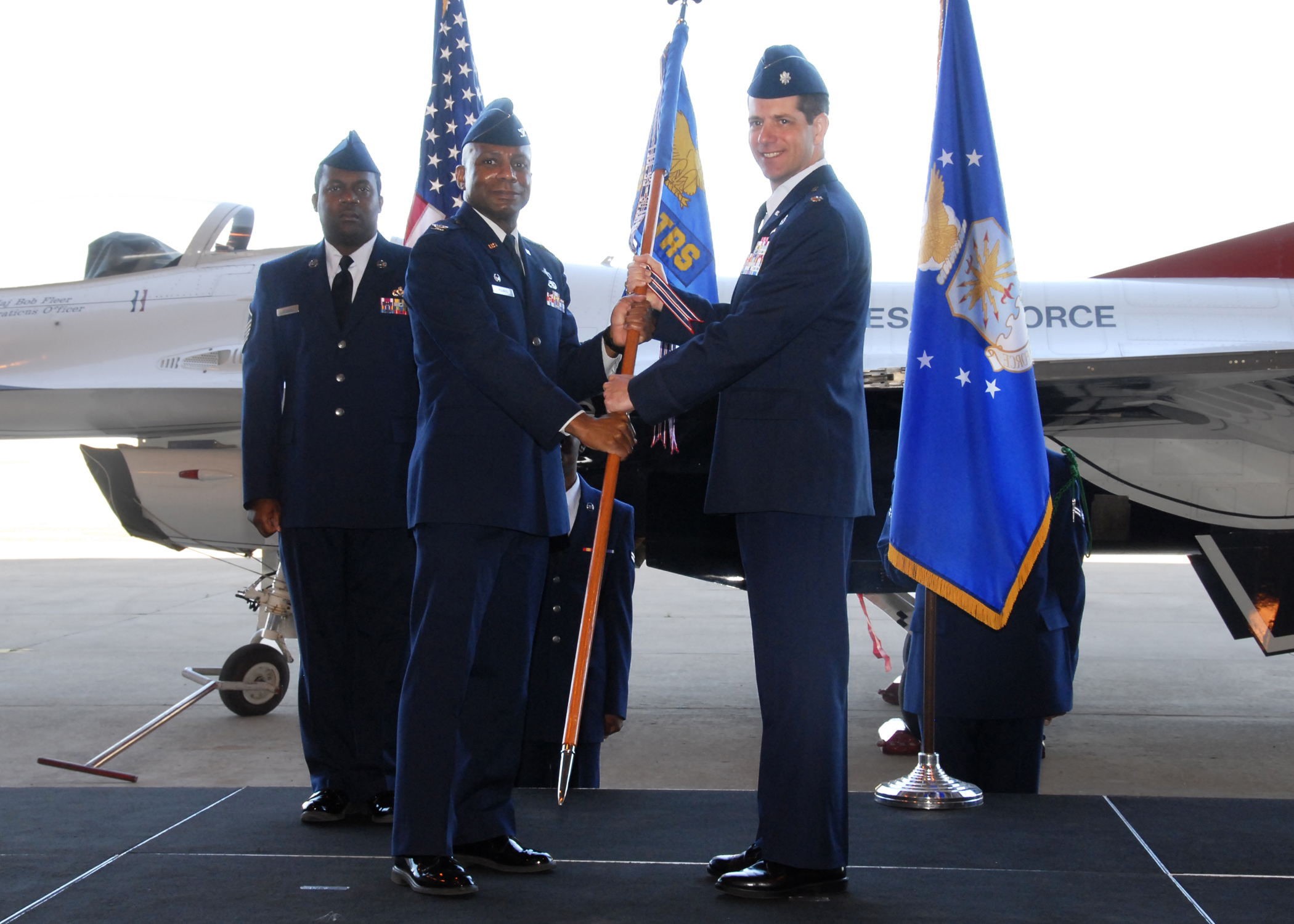 Lt. Col. Fraser assumes command of 364th TRS