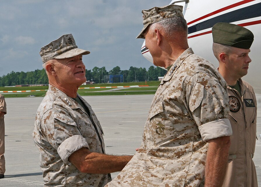 General Conway visits East Coast Marines > II Marine Expeditionary ...