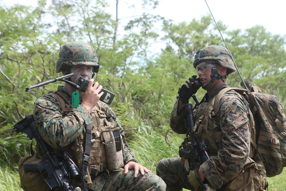 Helo Company secures village > United States Marine Corps Flagship ...