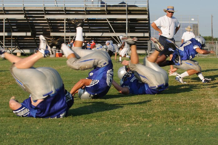 Ro-Hawks prepare for 2010 football season