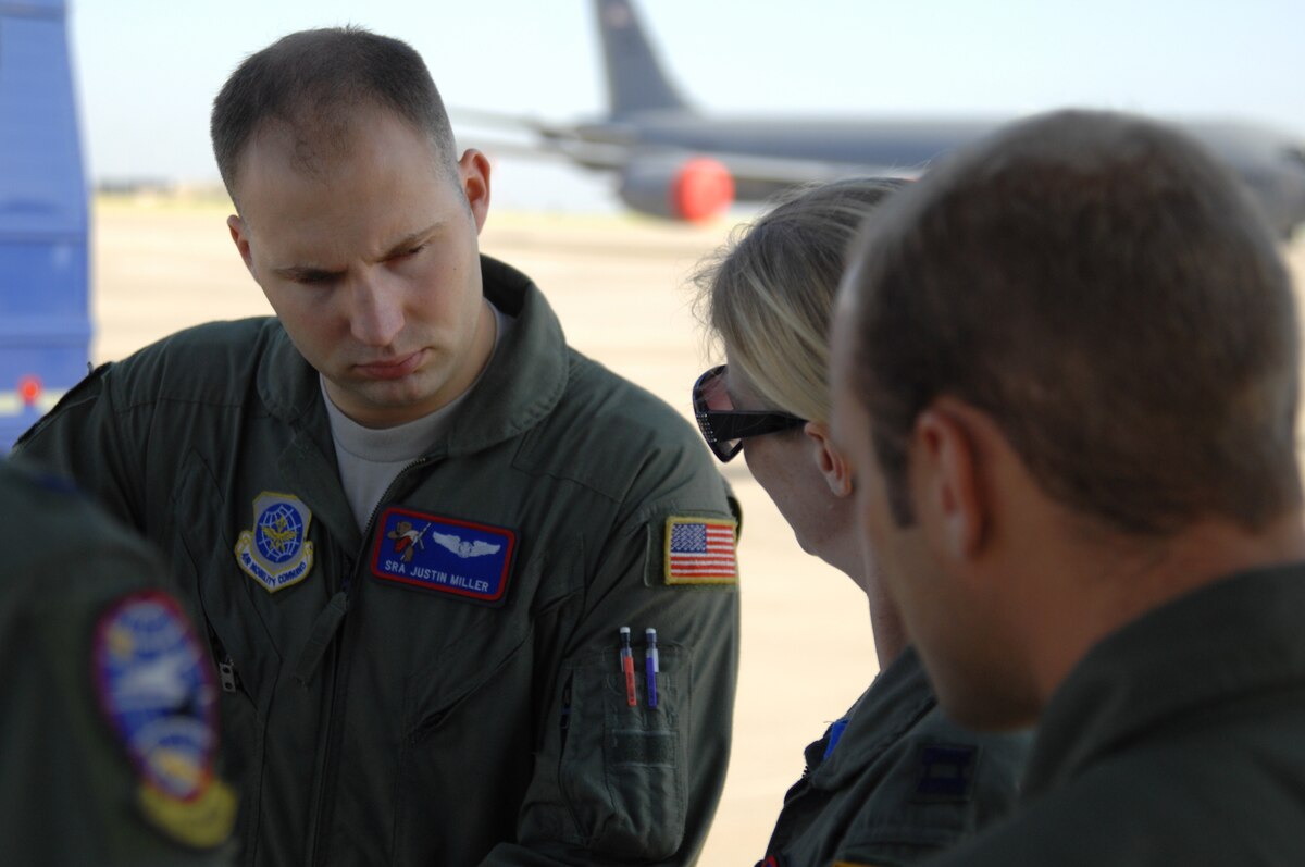349th Air Refueling Squadron member earns spotlight performer ...