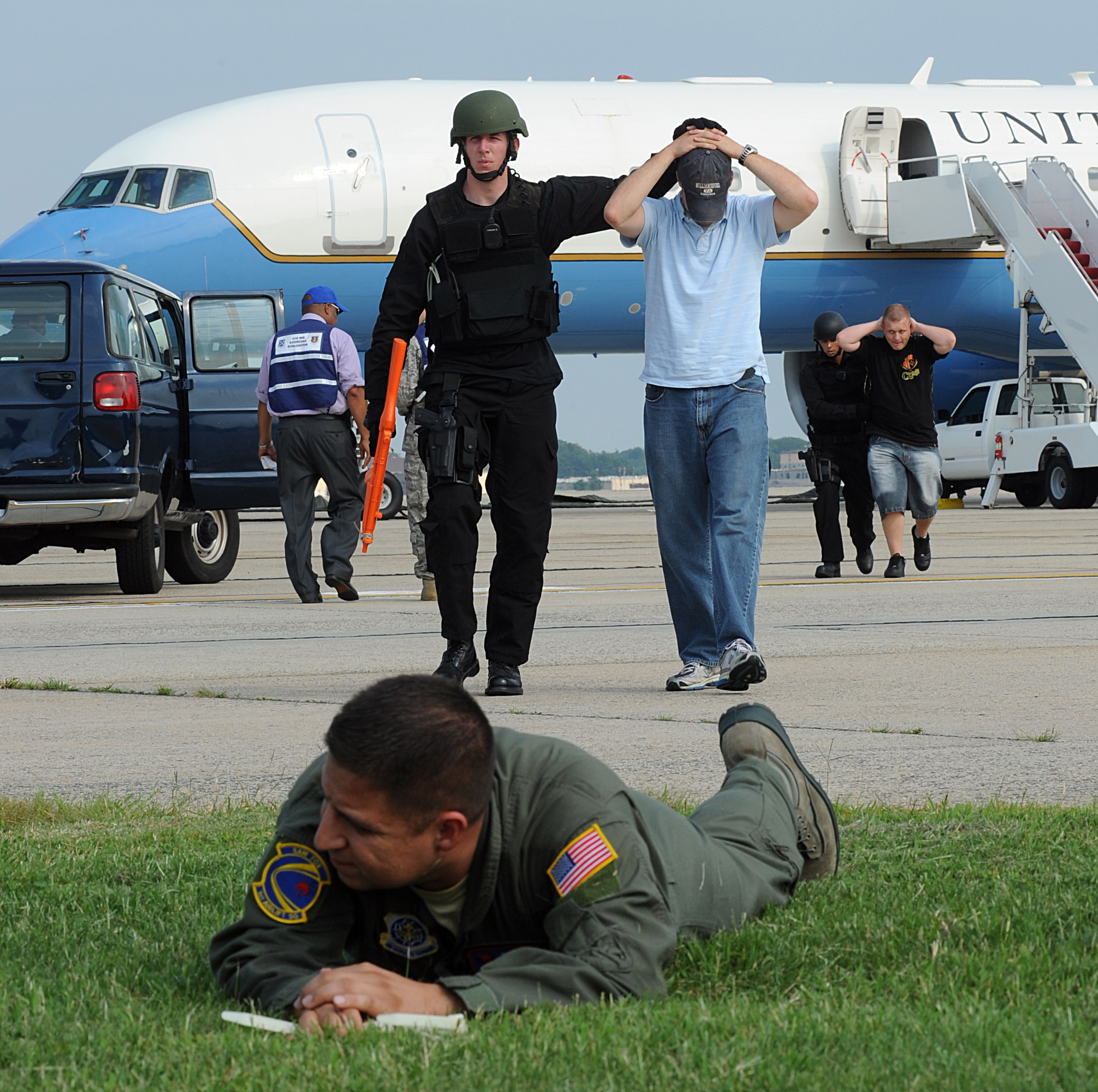 Team Andrews conducts aircraft exercise