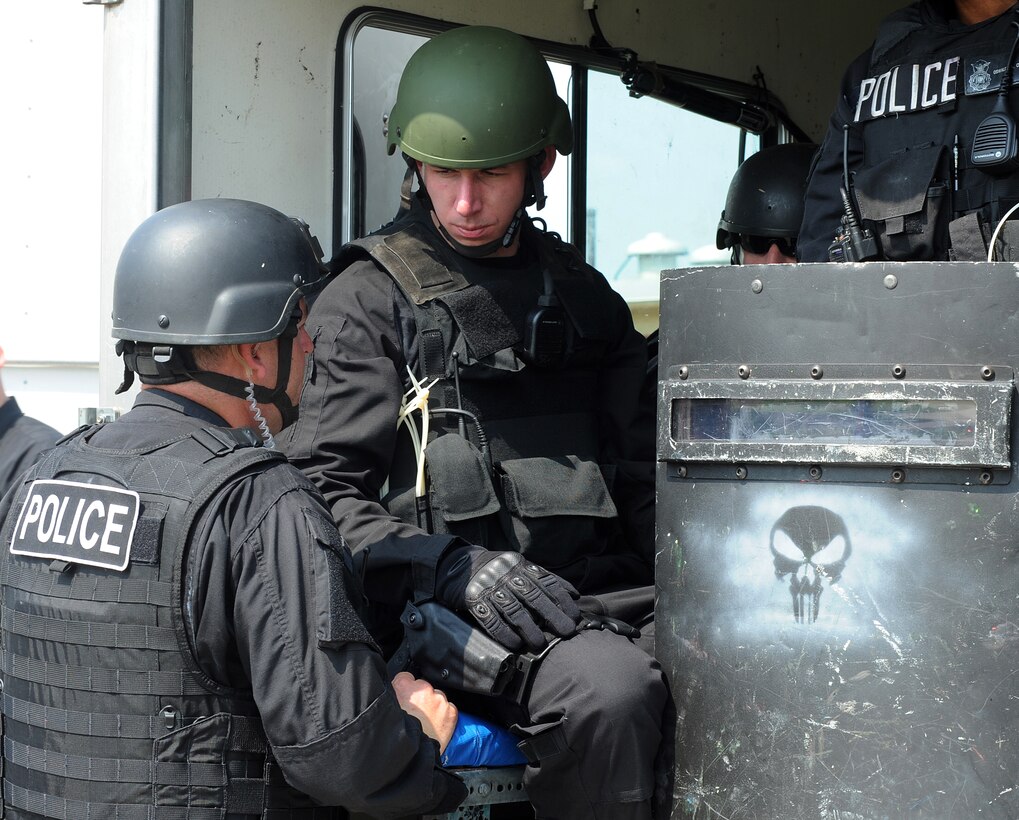 Team Andrews conducts aircraft exercise