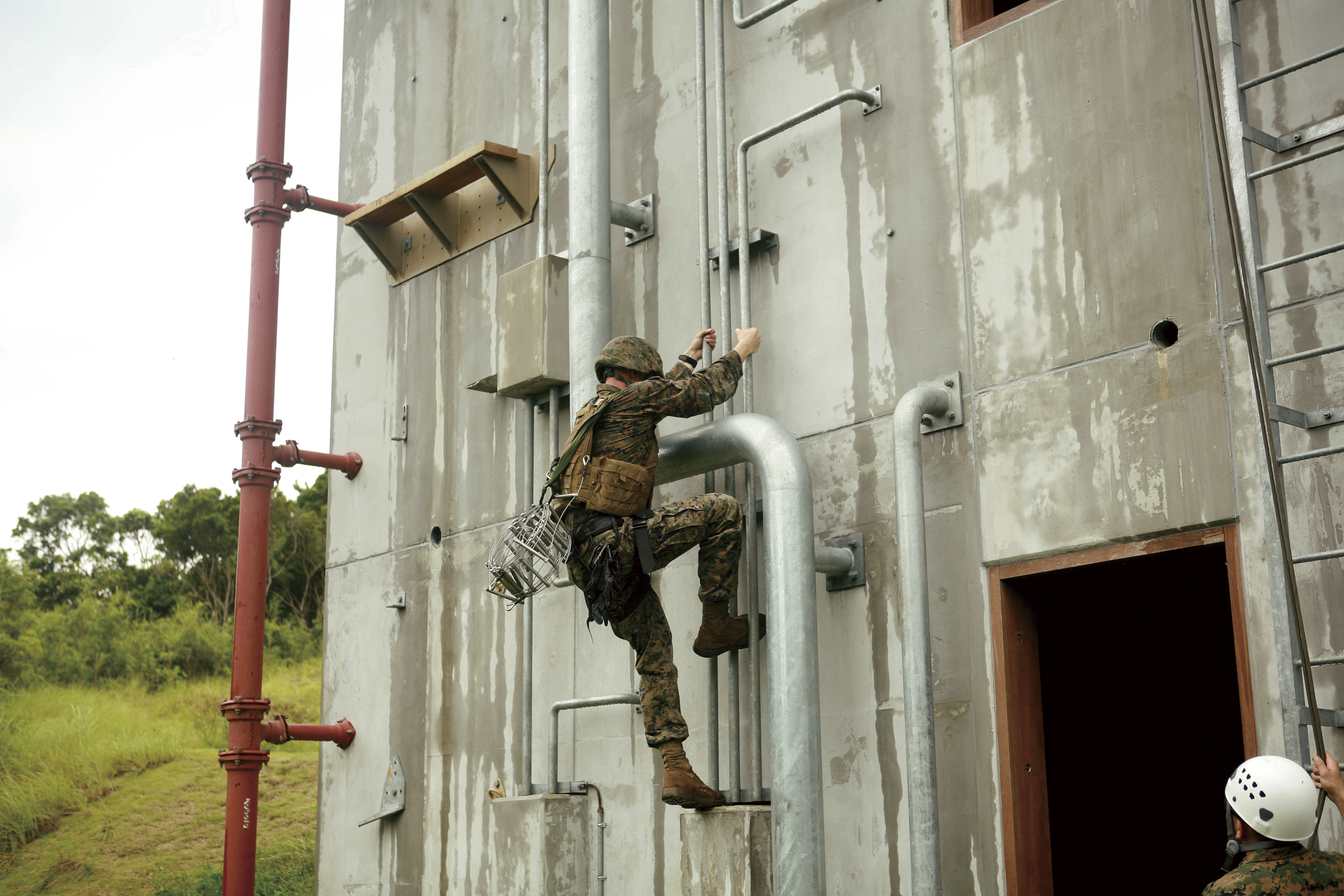 Marines Assault Urban Training Course Marine Corps Installations