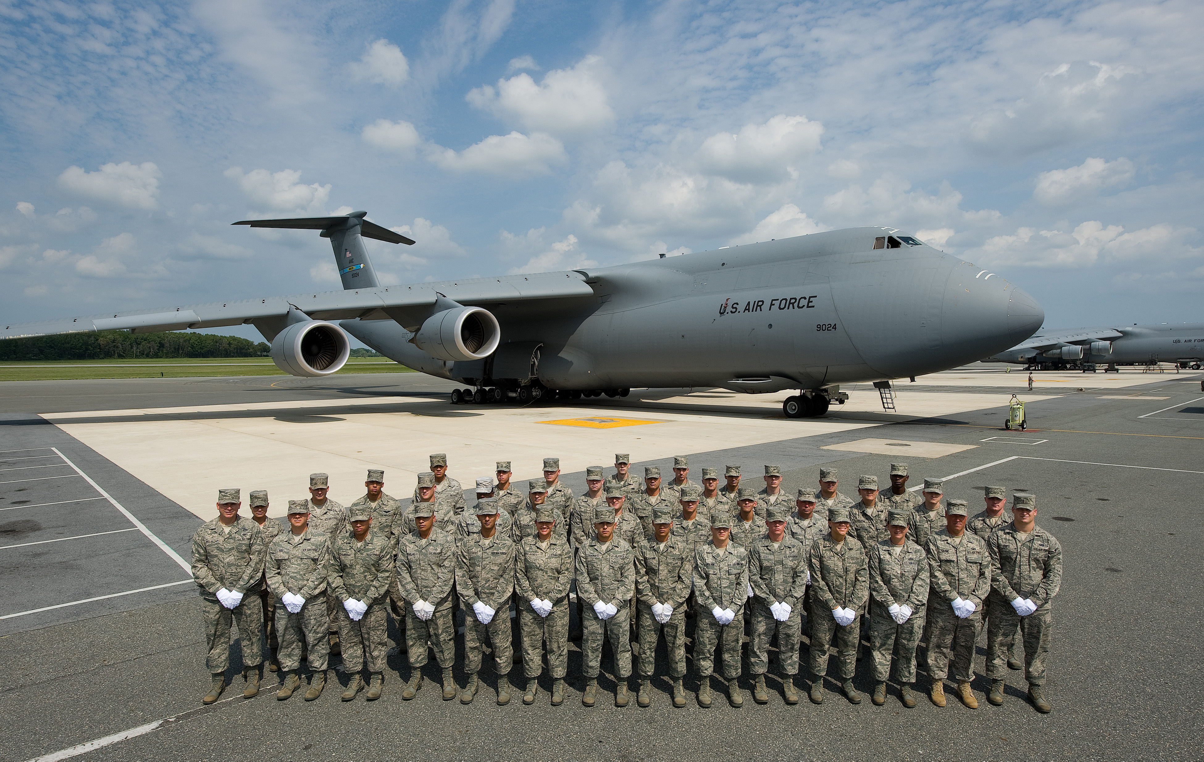 U.S. Air Force Honor Guard trains Team Dover Honor Guard > Dover Air ...