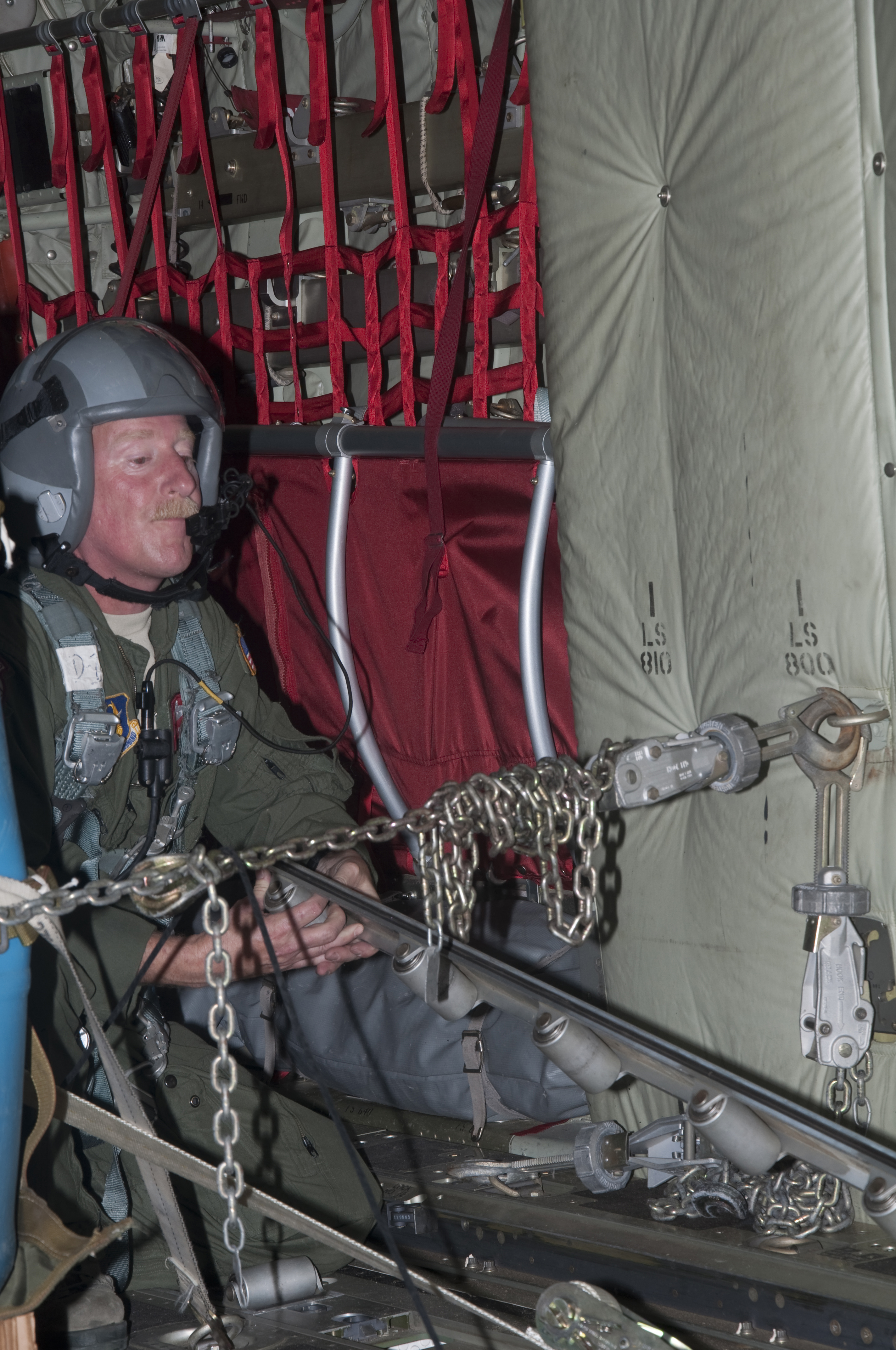 Legend has it, "mules" can fly > 403rd Wing > Article Display