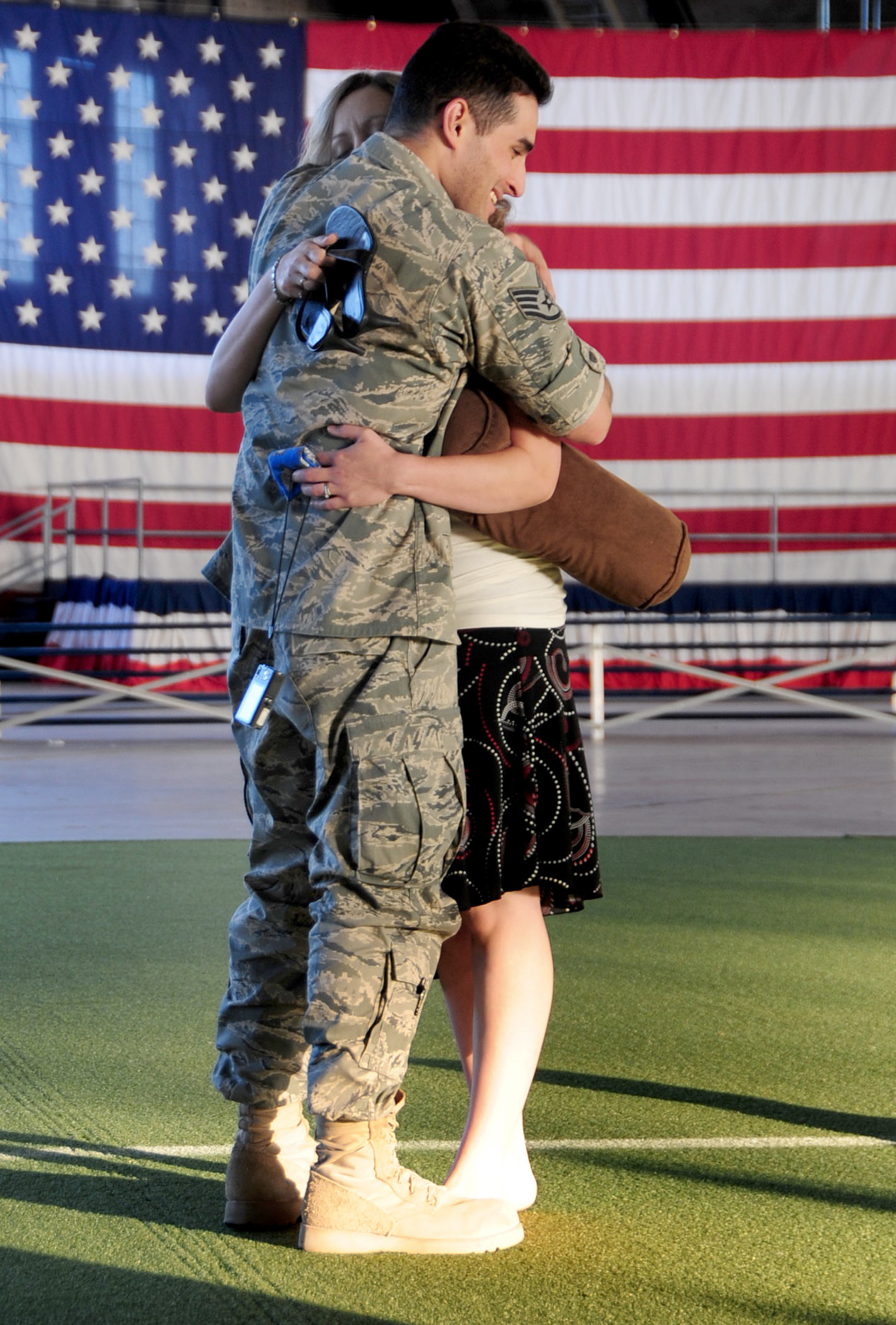 Talking it out -- getting through deployment > Air Force > Article Display