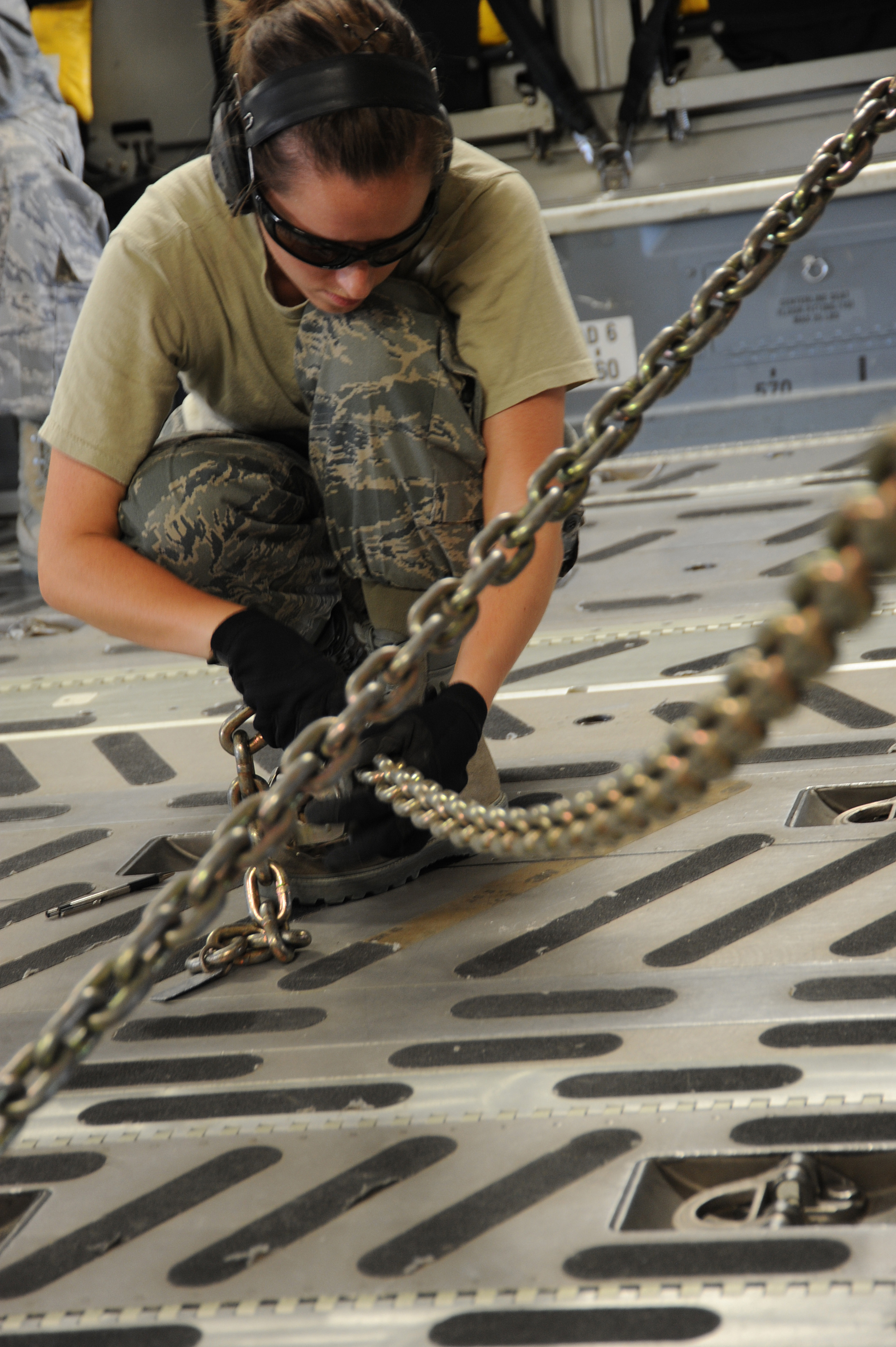 Deployed Airmen deliver helium to U.S. Central Command area of ...