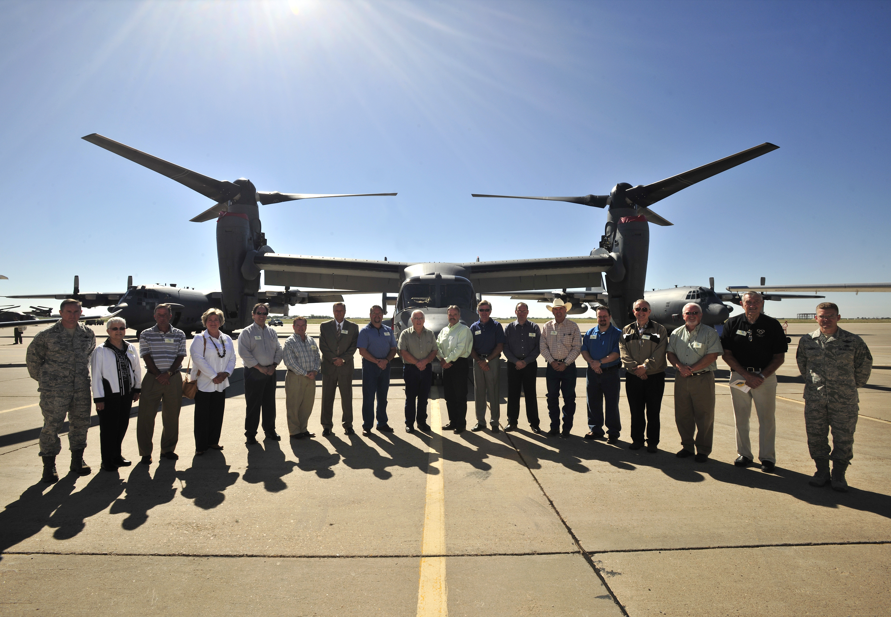 Local military affairs committee visits base > Air Force Special ...