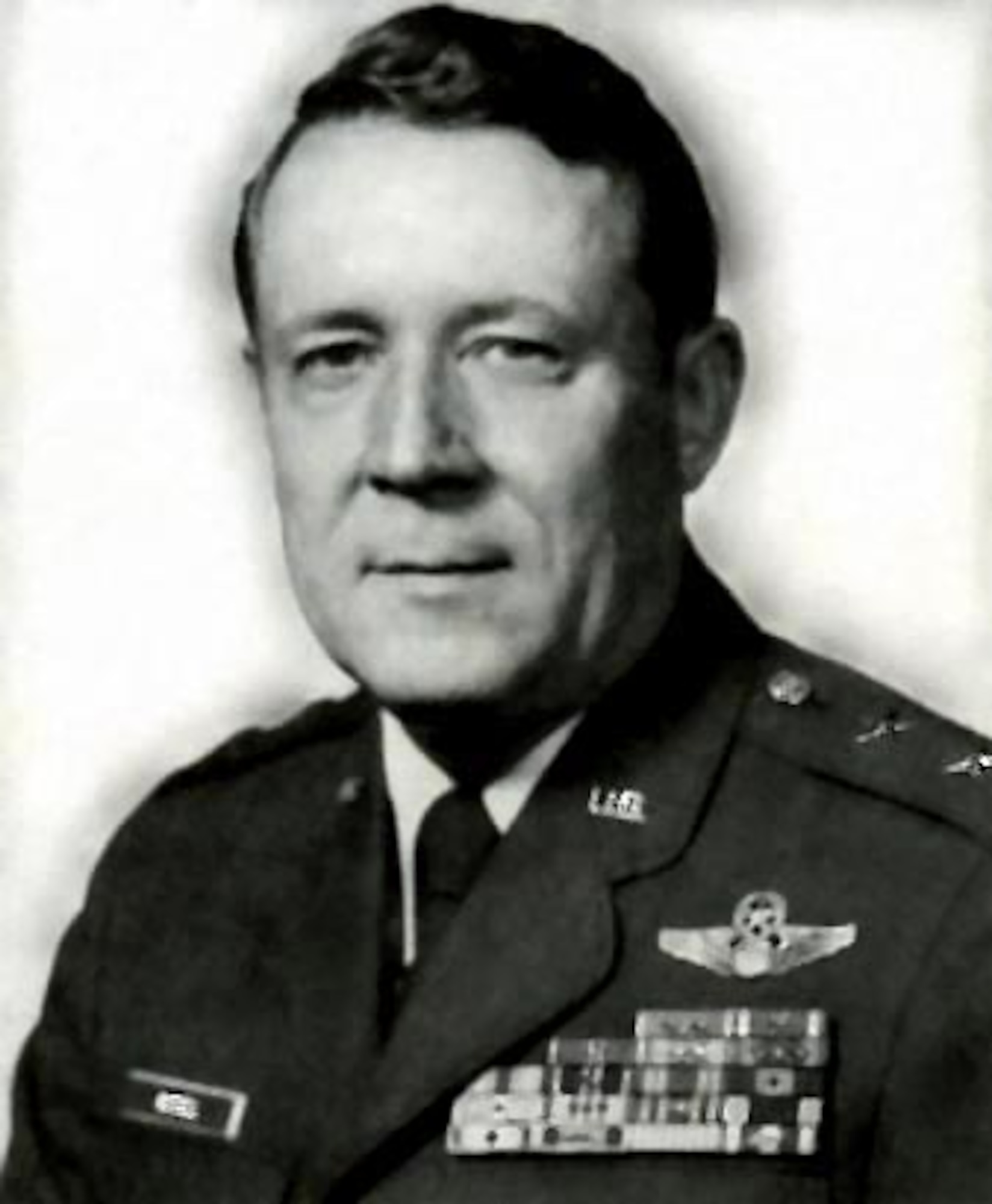 MAJOR GENERAL LEN C. RUSSELL > Air Force > Biography Display