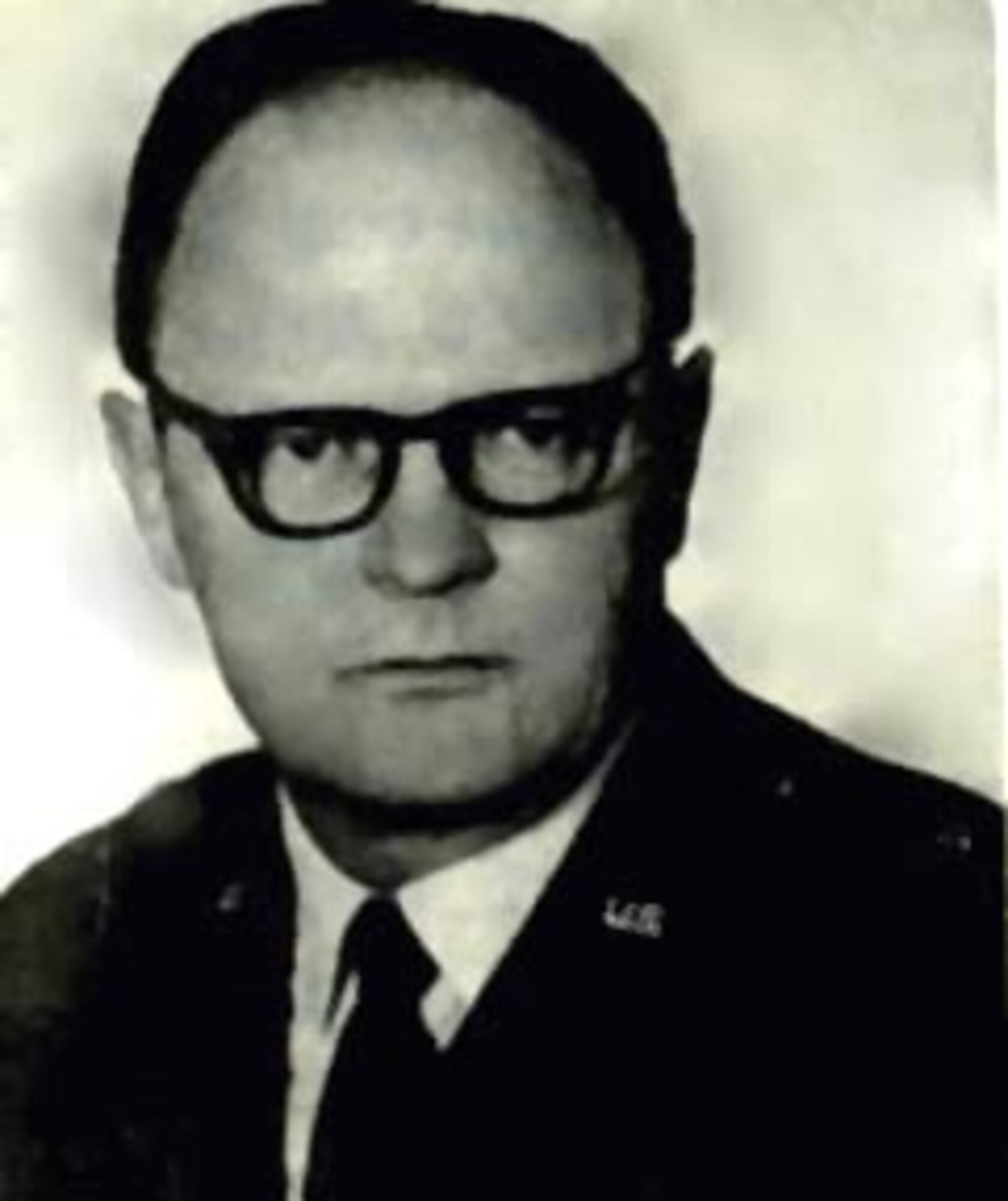 BRIGADIER GENERAL BERRY W. ROWE > Air Force > Biography Display